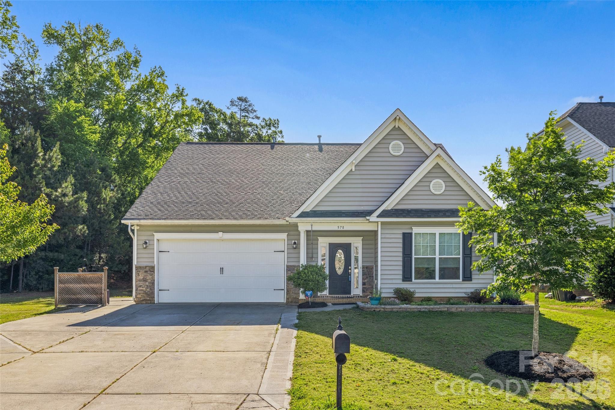 578 Daventry Court, Clover, SC