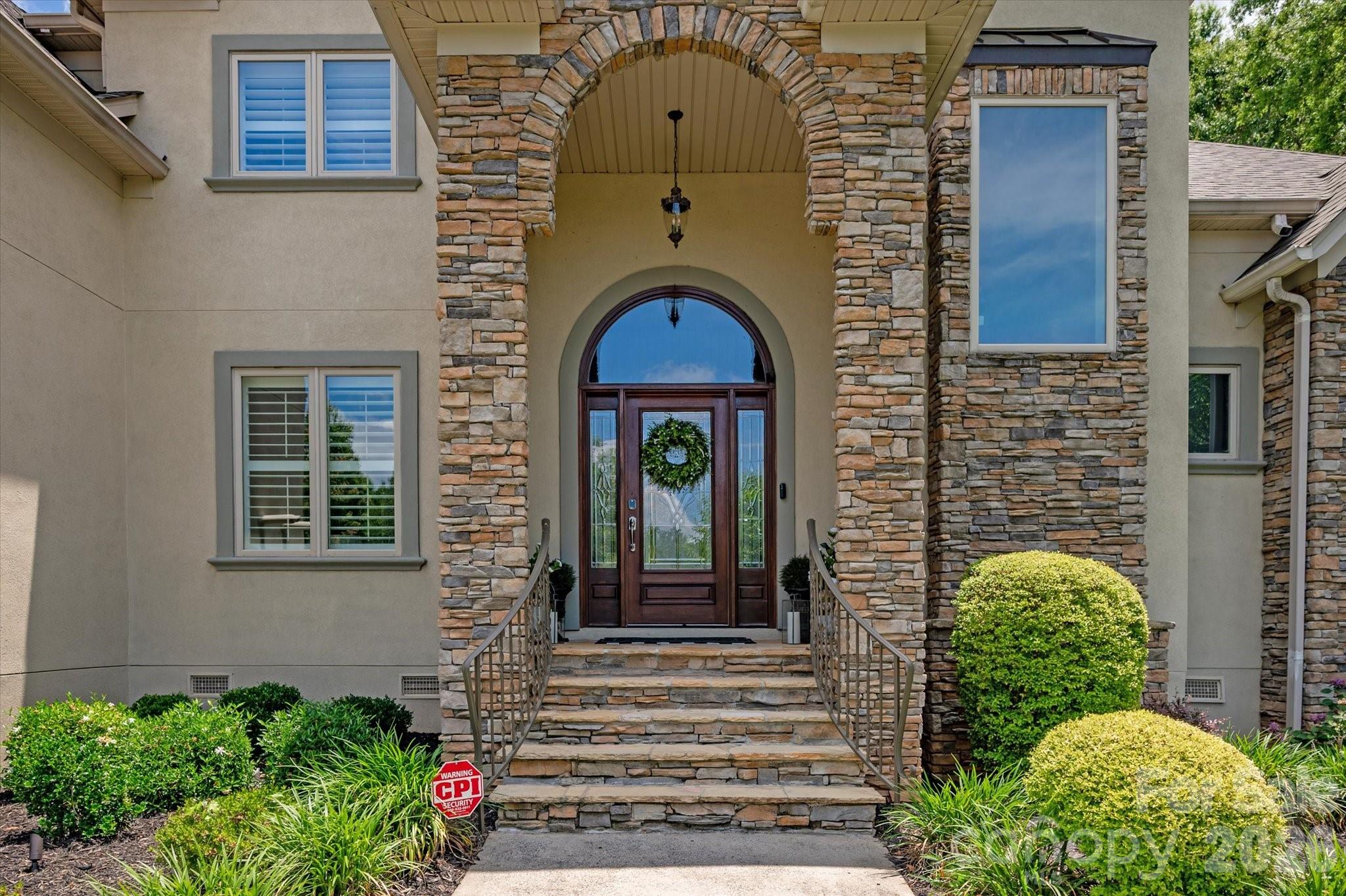 Photo 2 of 102 Finch Loop, Fort Mill, SC