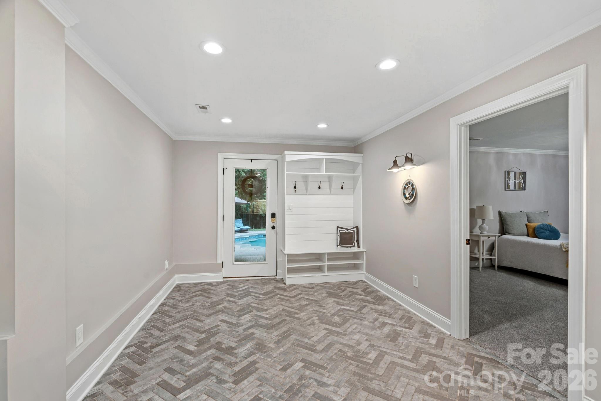 Photo 32 of 5634 Camelot Drive, Charlotte, NC