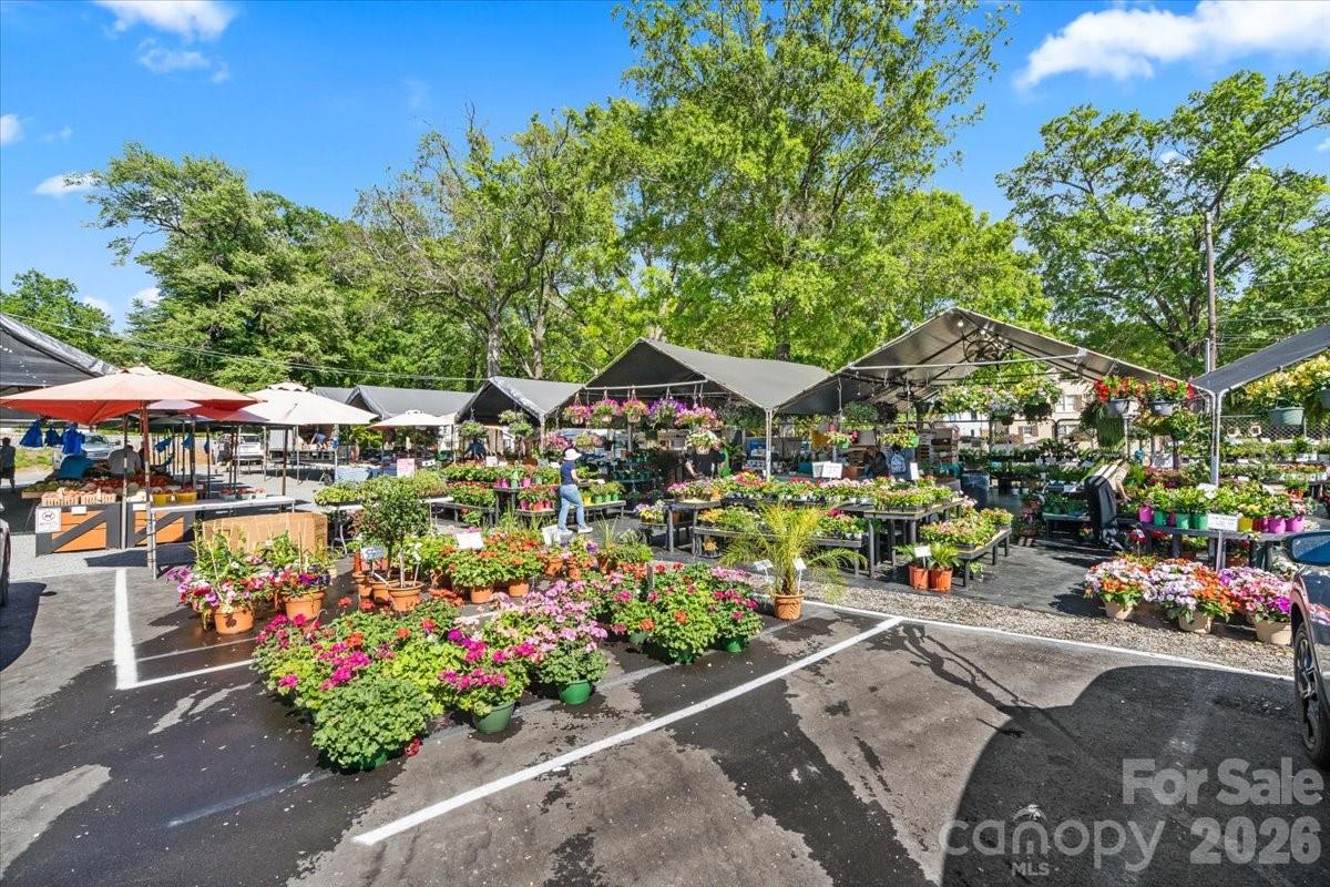 Photo 42 of 1160 S Kings Drive, Charlotte, NC