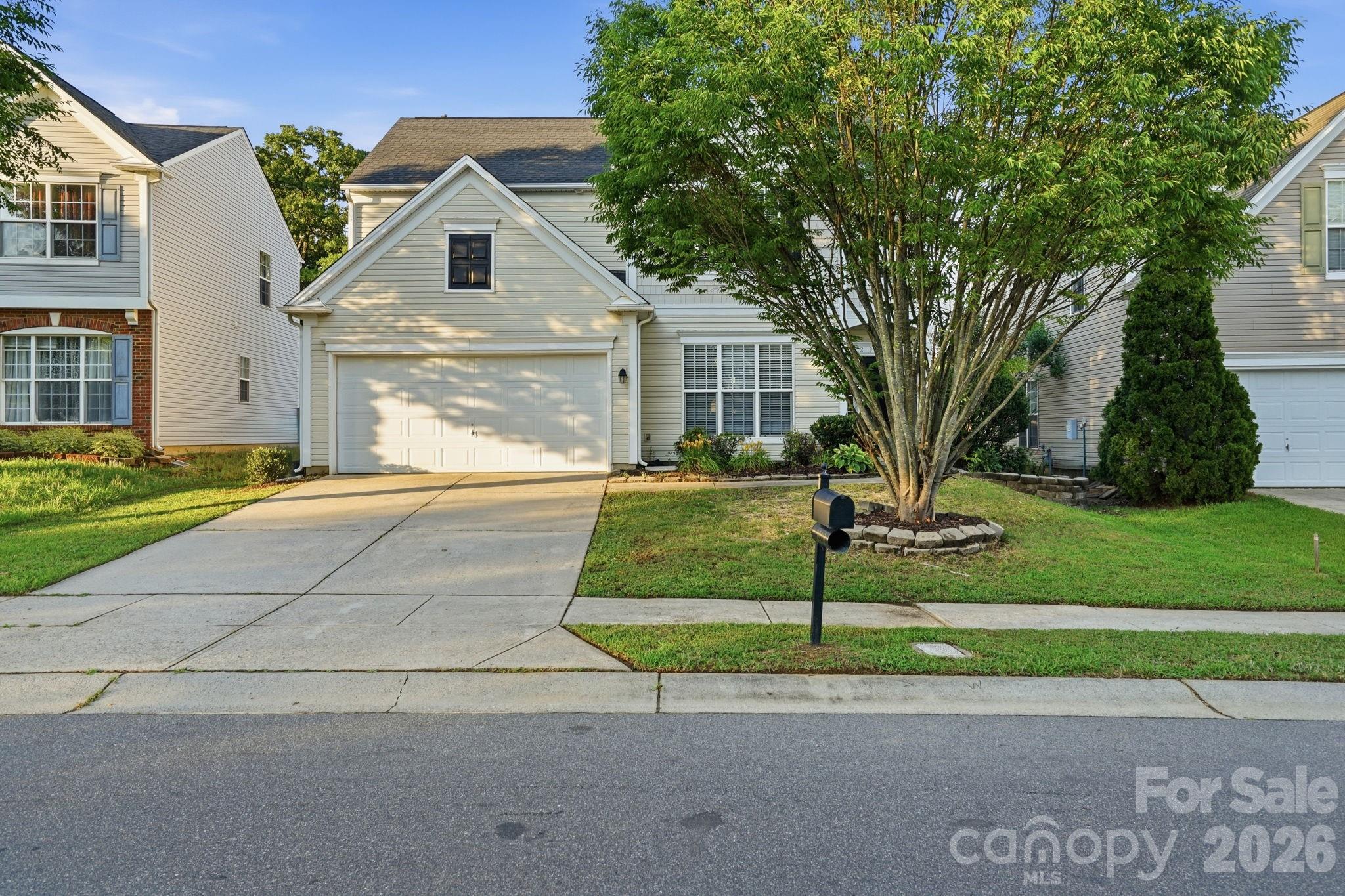 Home for sale at 2910 Azalea Hills Drive, Charlotte, NC — photo 1 of 40