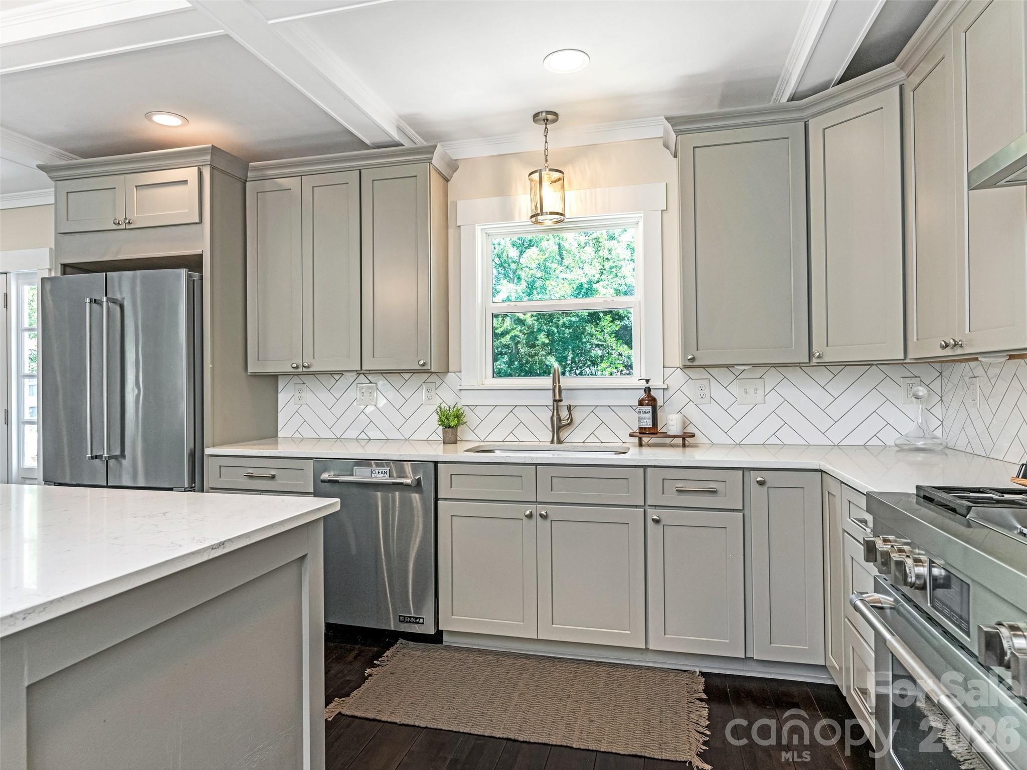 Photo 10 of 3319 Providence Road, Charlotte, NC