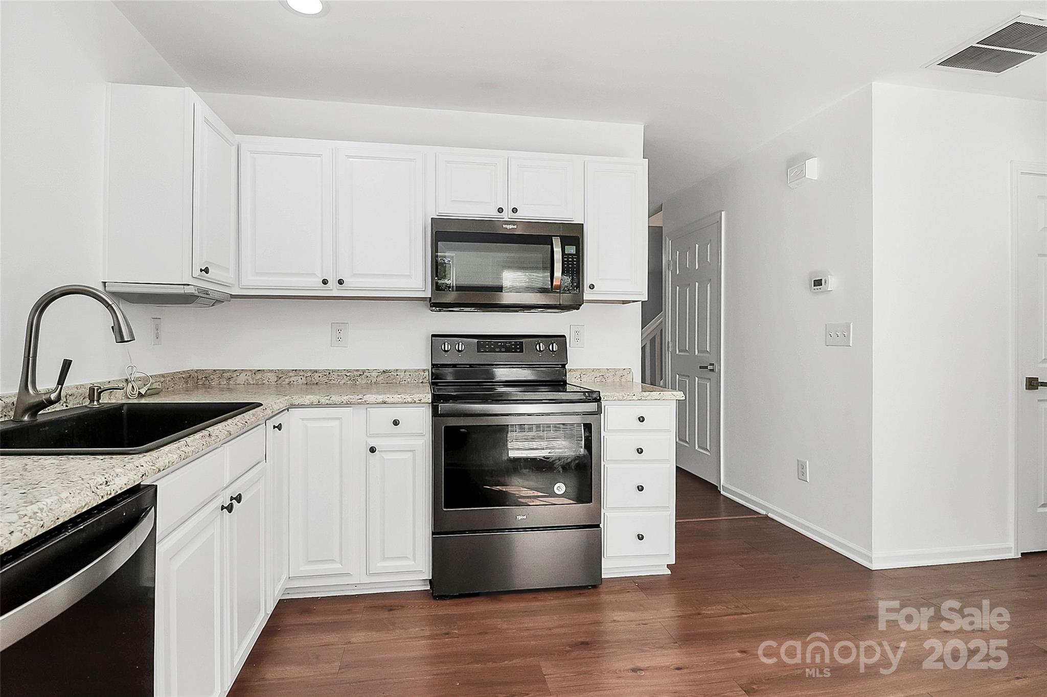 Photo 11 of 10549 Yellow Rose Lane, Charlotte, NC