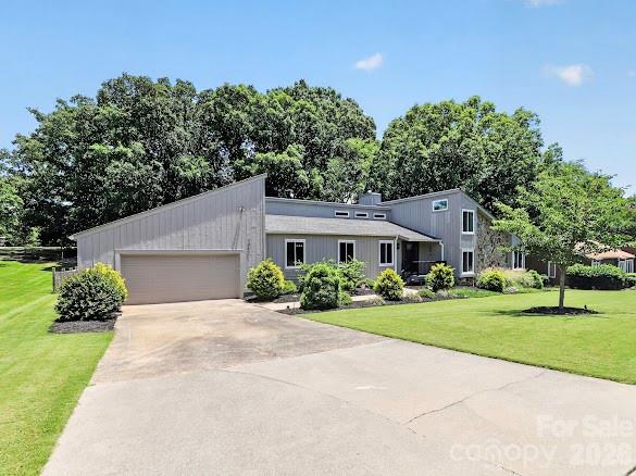 Photo 5 of 8401 Raintree Lane, Charlotte, NC