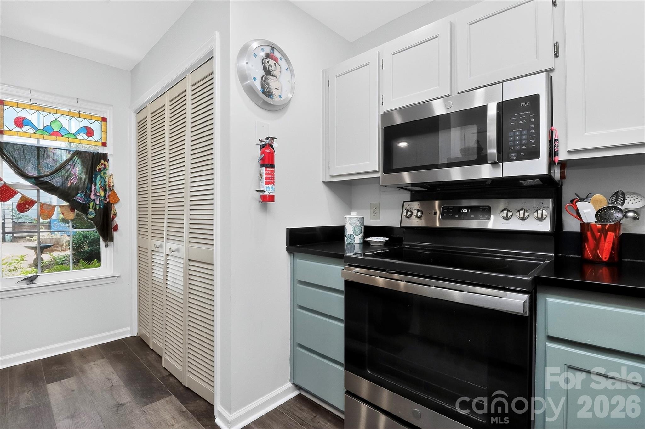 Photo 14 of 9232 Kings Canyon Drive, Charlotte, NC