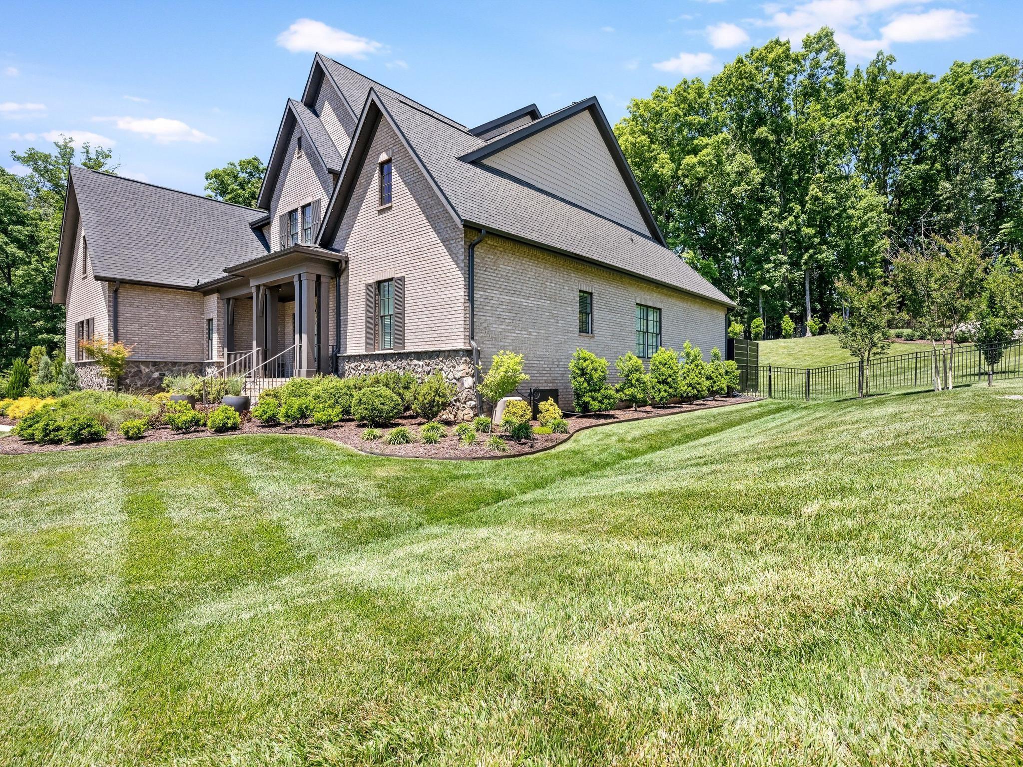 1115 Shelton Oaks Court, Charlotte, NC - photo 38 of 39