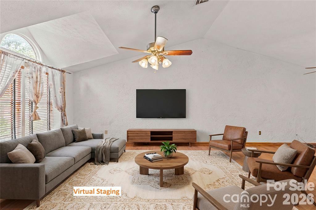 Photo 5 of 11826 Merriweather Drive, Charlotte, NC