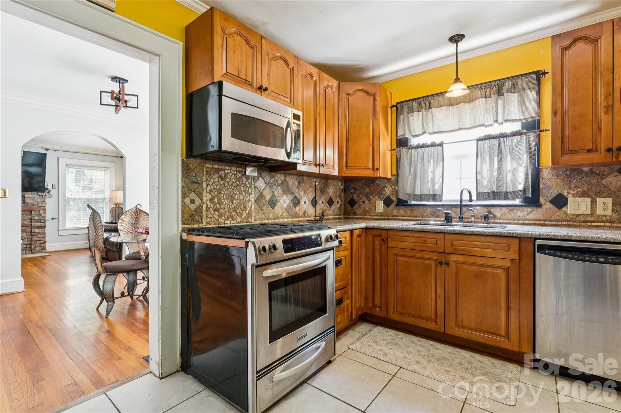 2224 Dundeen Street, Charlotte, NC - photo 7 of 28
