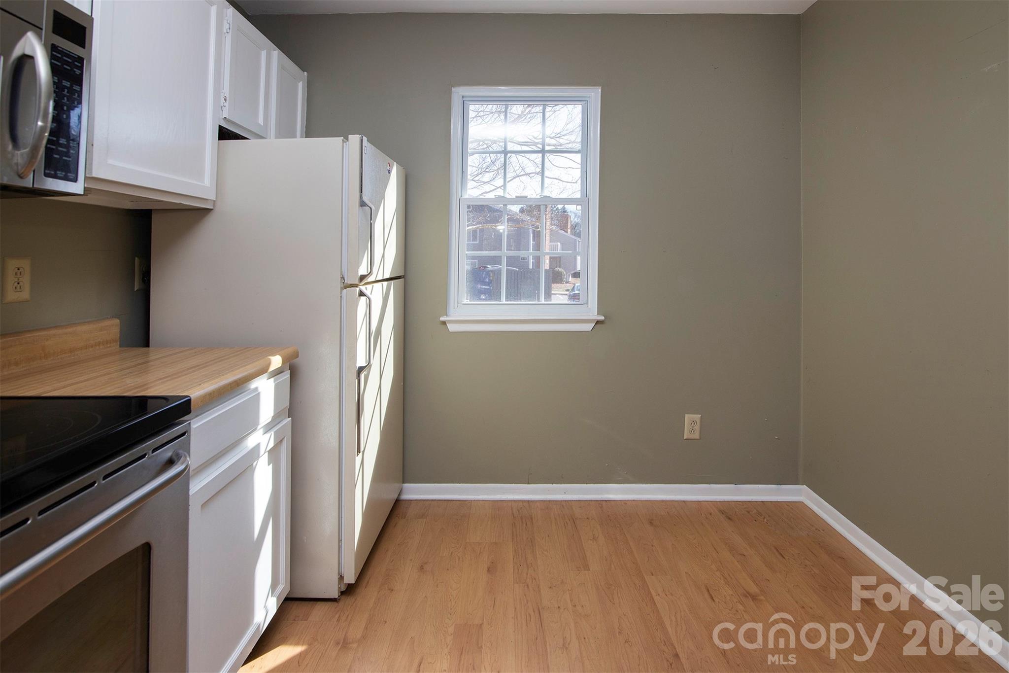 Photo 8 of 6116 Heath Ridge CourtH, Charlotte, NC