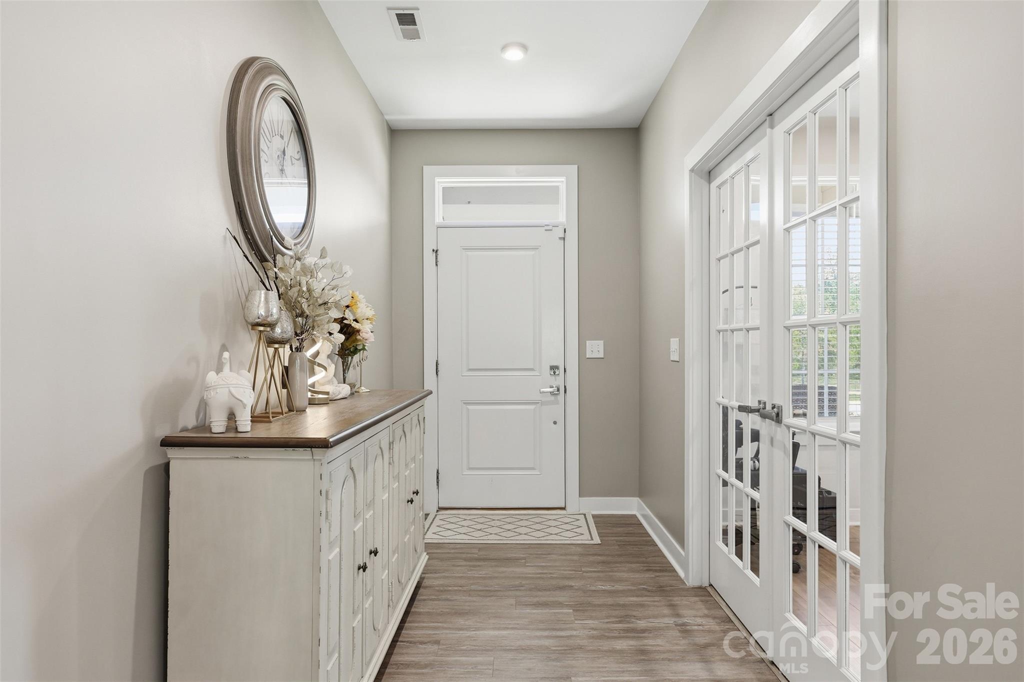 Photo 4 of 10258 Paper Birch Drive, Charlotte, NC