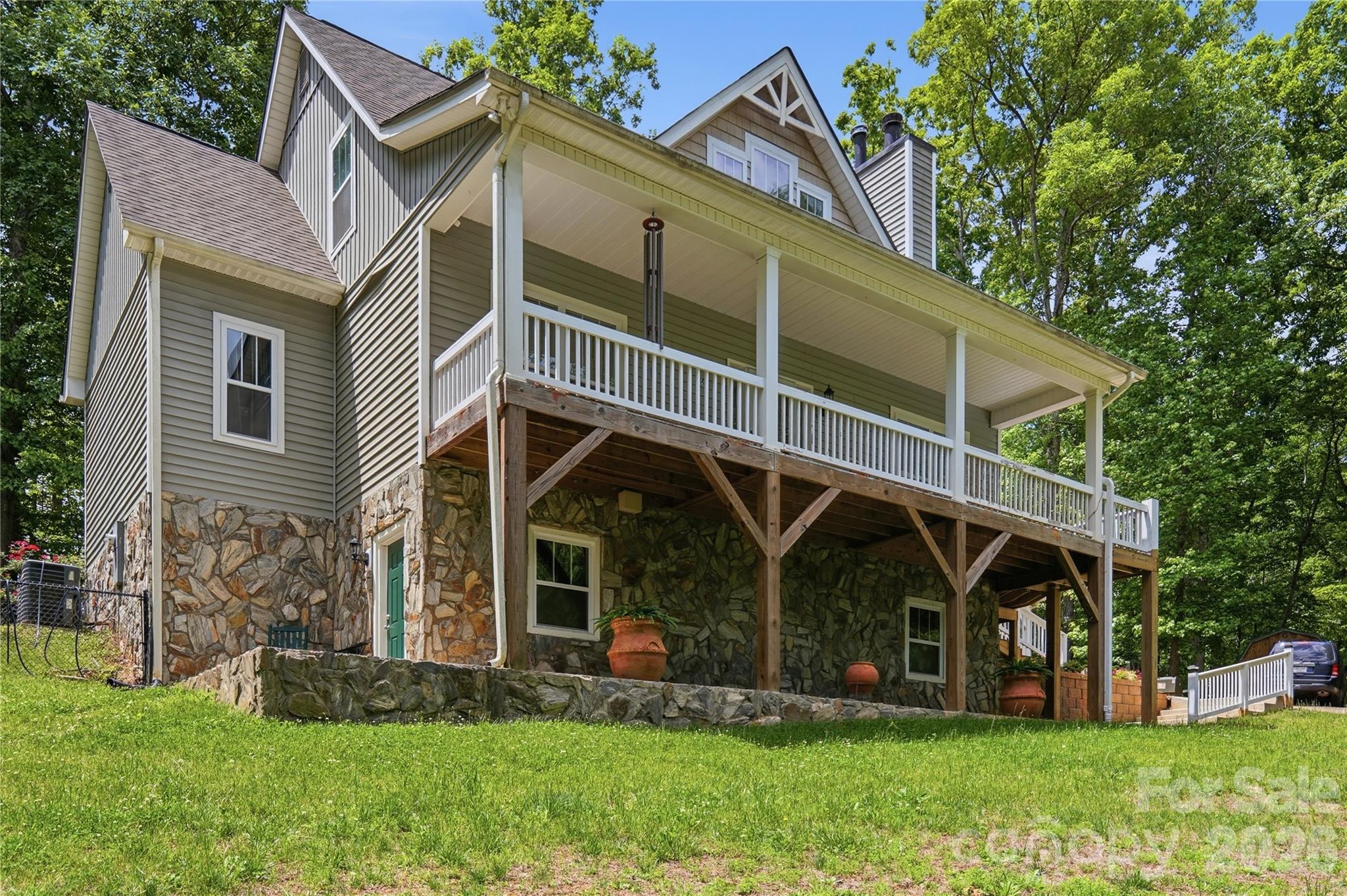 Photo 4 of 250 Henderson Road, Bessemer City, NC