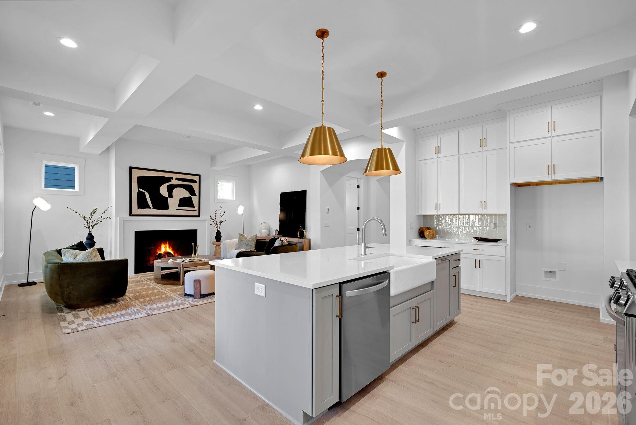 Photo 10 of 4341 Castleton Road, Charlotte, NC