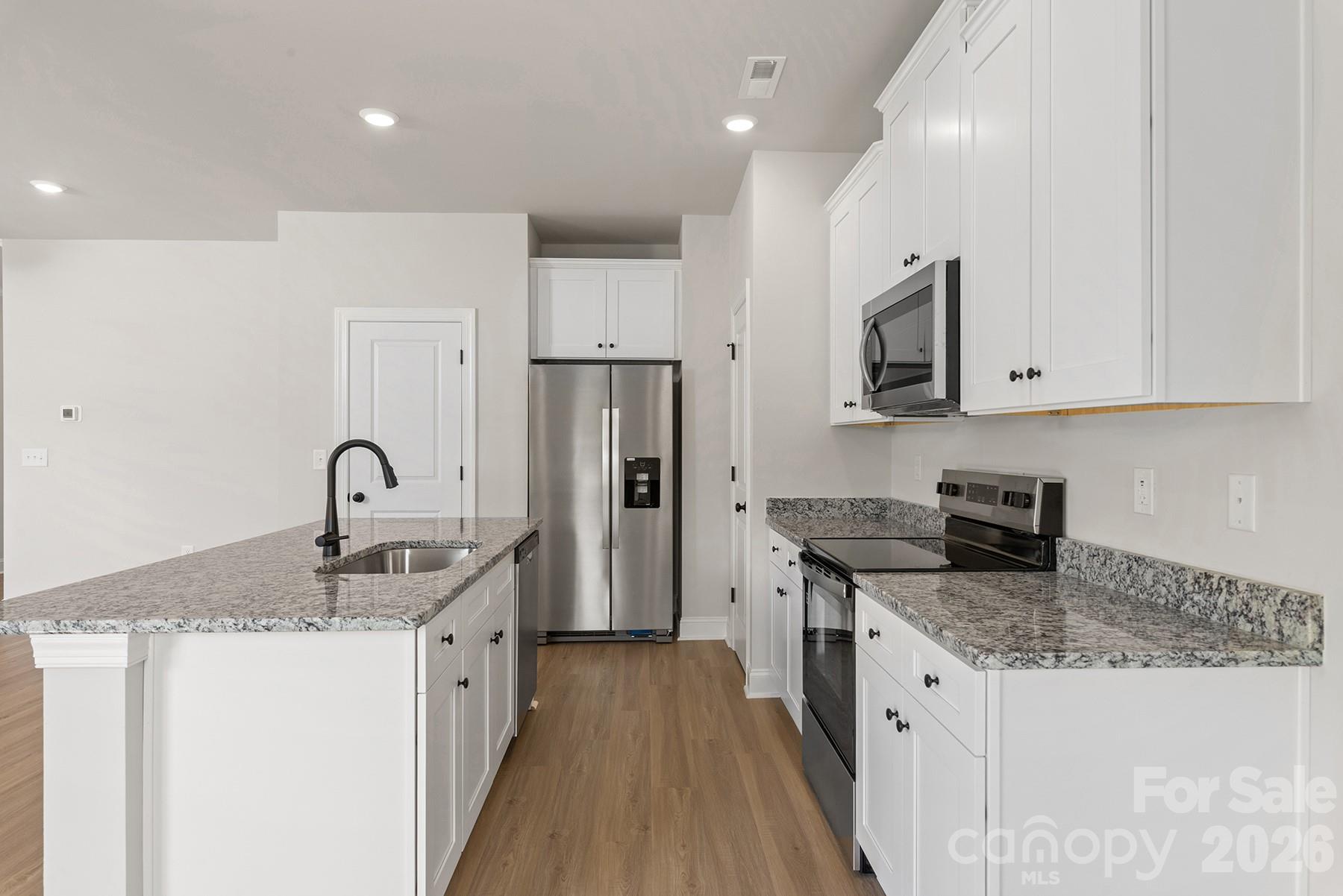 Photo 8 of 6508 Fairford Drive, Charlotte, NC