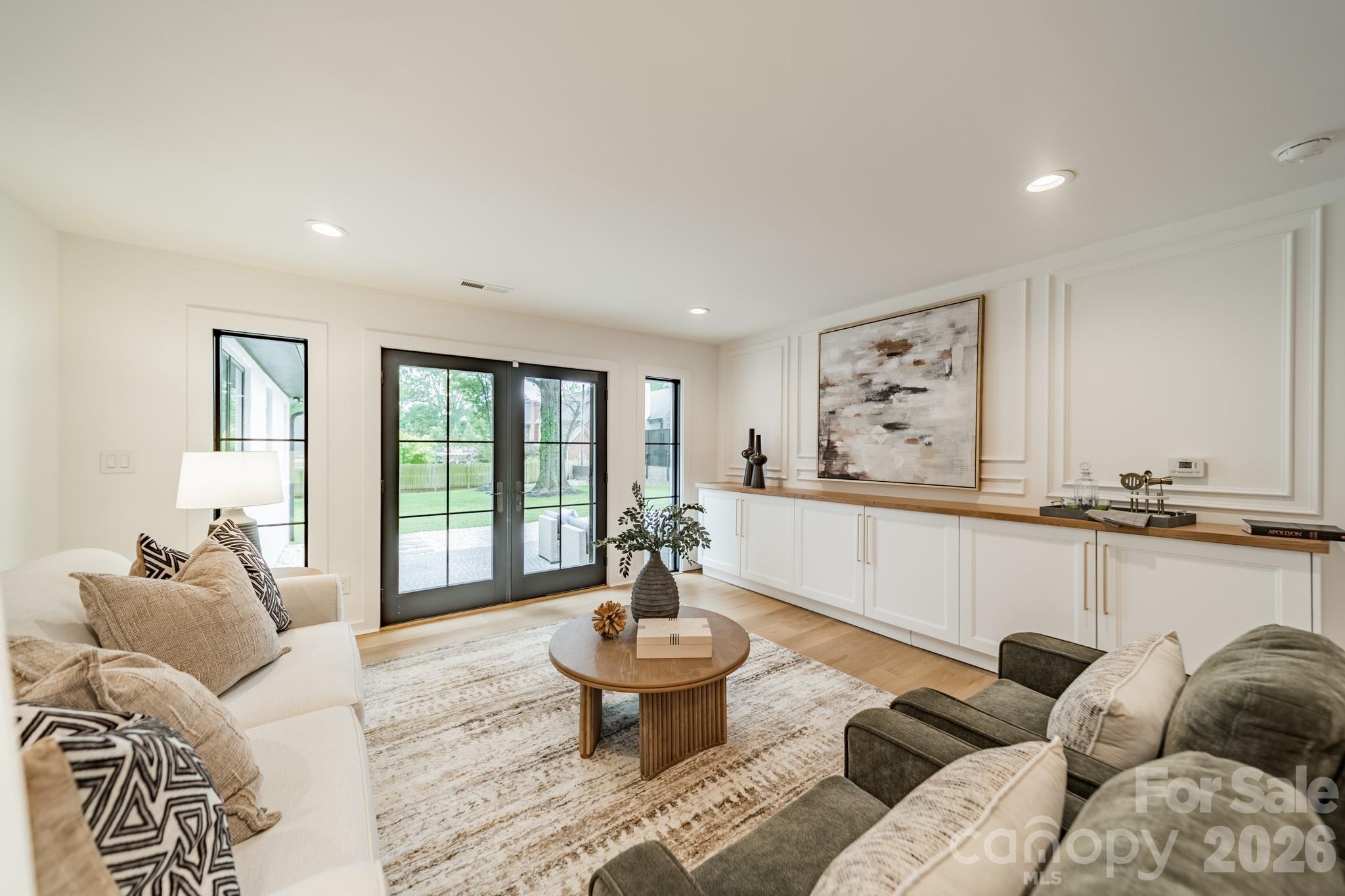 Photo 7 of 2528 Providence Road, Charlotte, NC