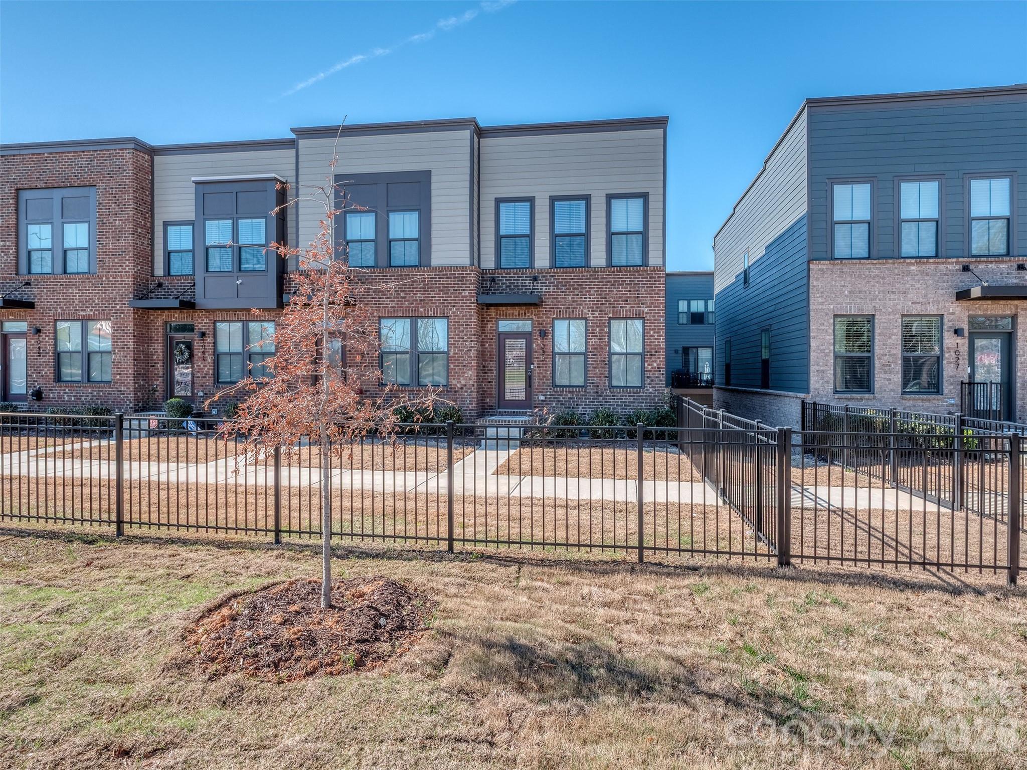 Photo 2 of 1033 Simcoe Lane, Charlotte, NC