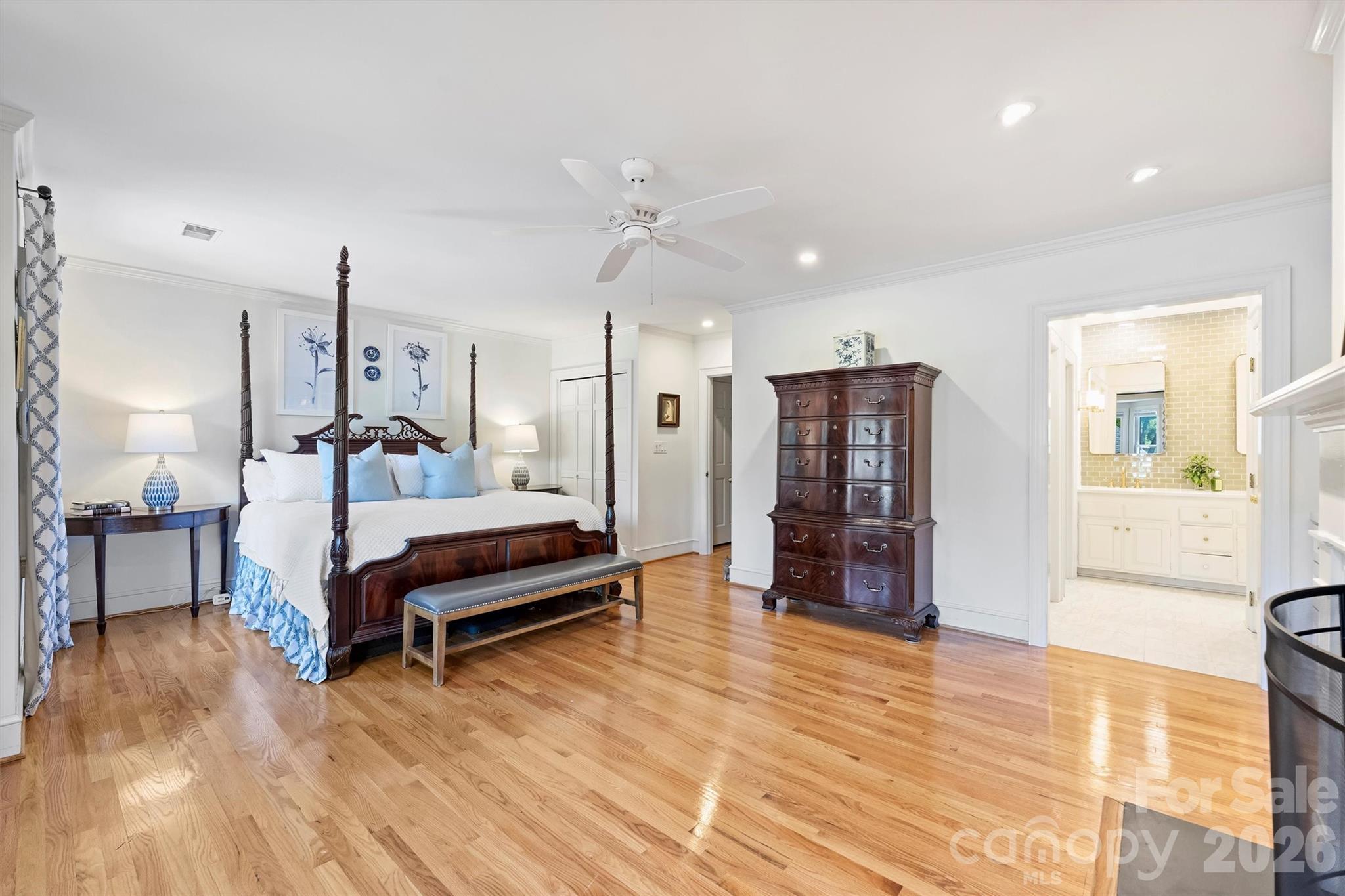 Photo 30 of 2320 Selwyn Avenue, Charlotte, NC