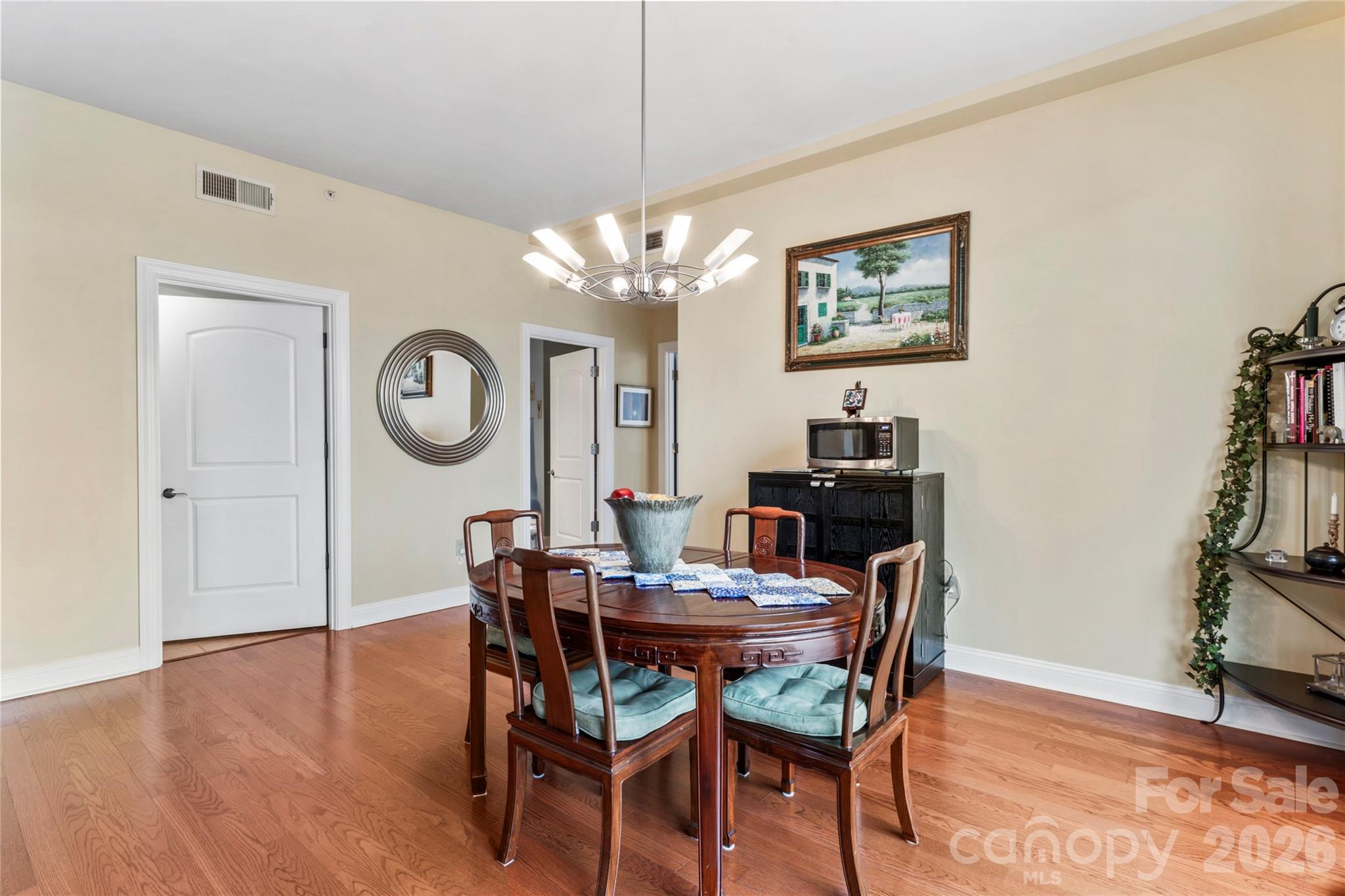 Photo 26 of 701 Royal Court1007, Charlotte, NC