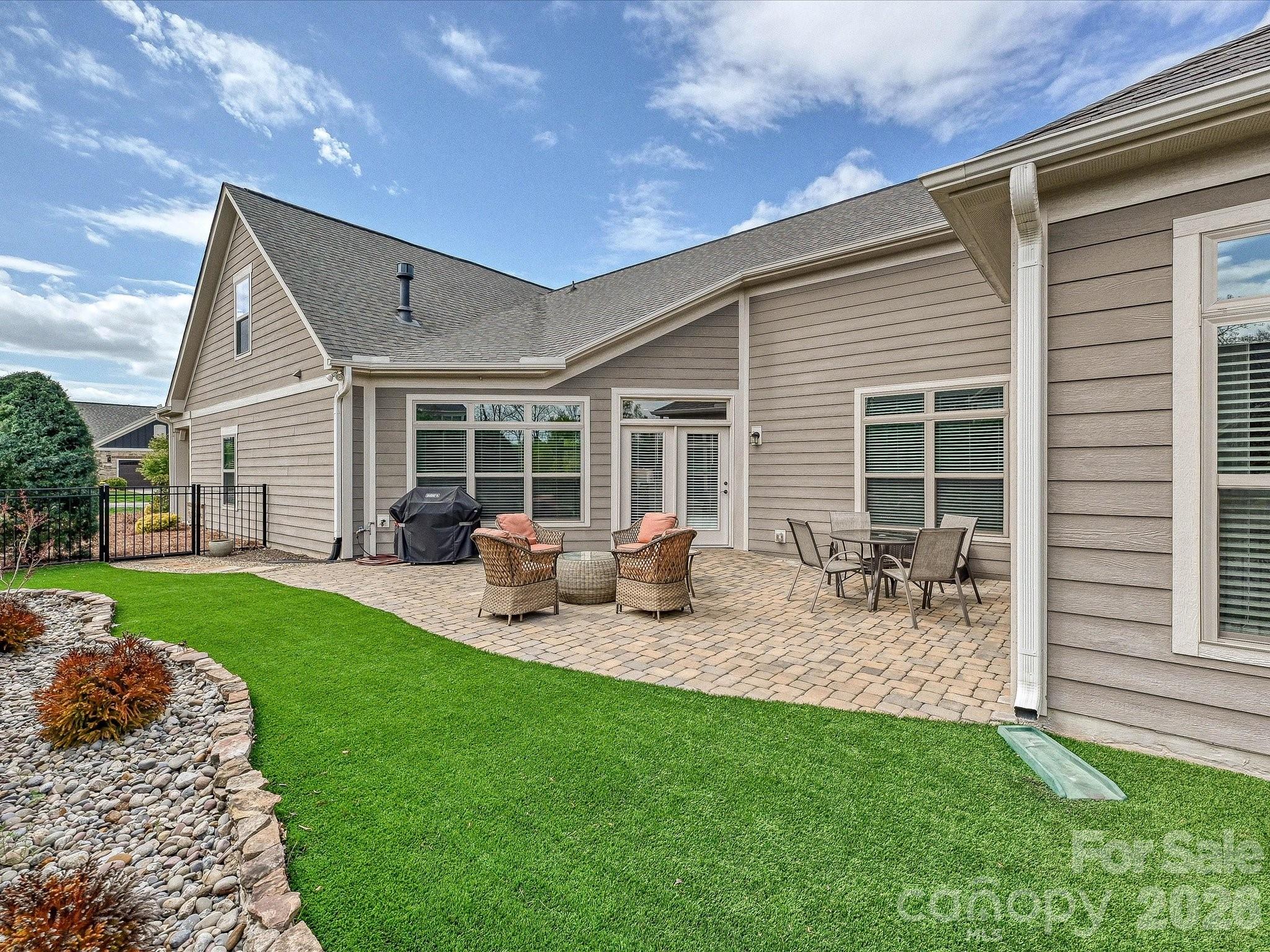 2202 Lincolnshire Lane, Wesley Chapel, NC - photo 34 of 37