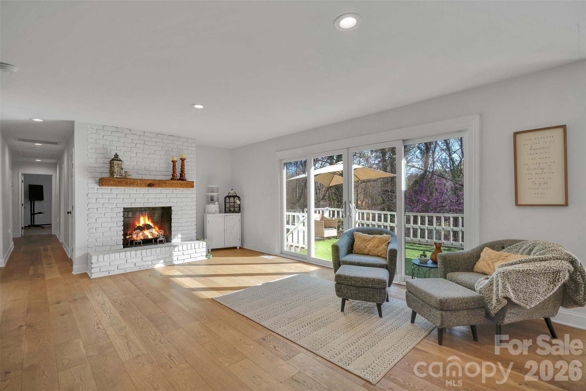 Photo 9 of 301 Hillandale Drive, Charlotte, NC