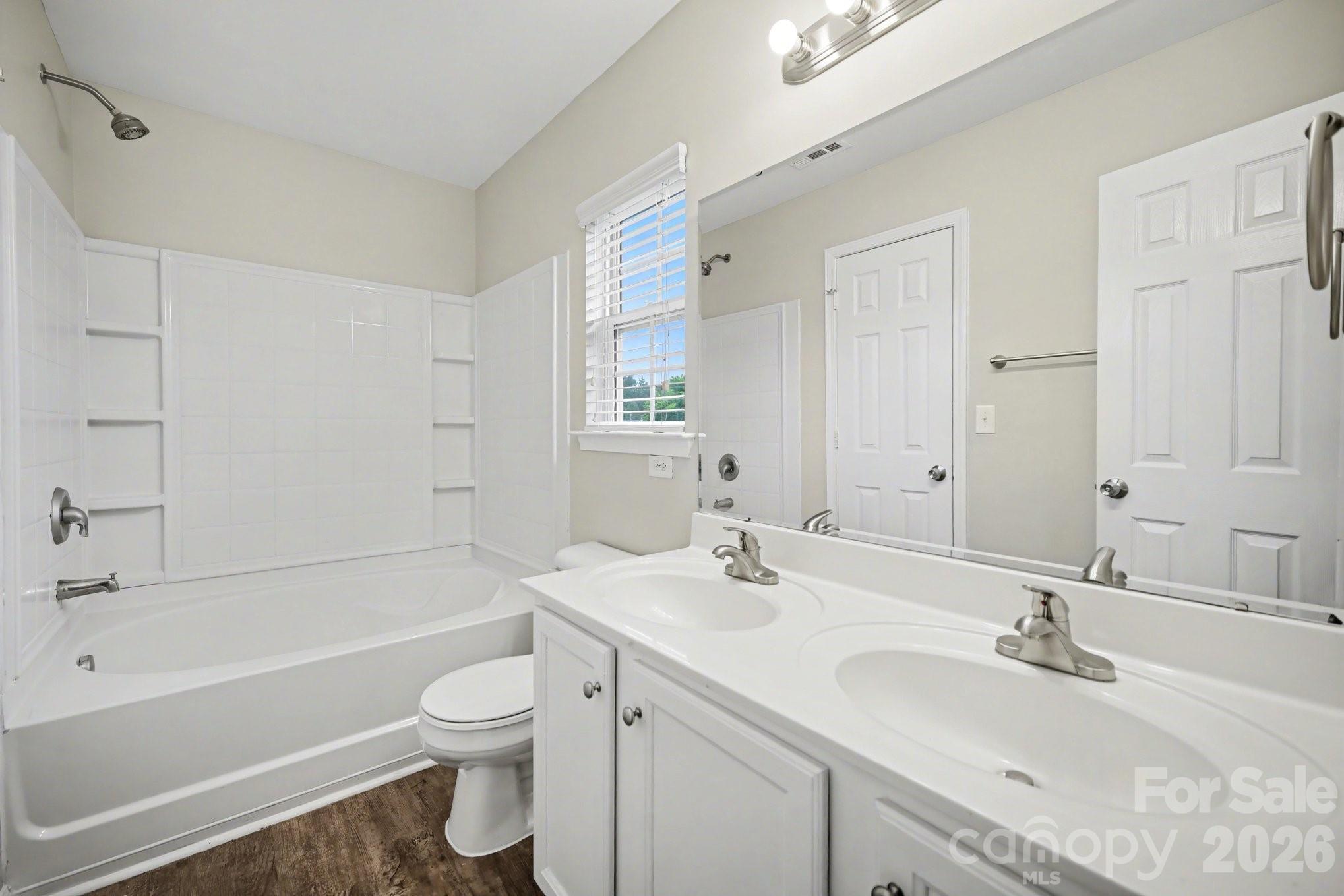 Photo 13 of 7916 Mcgarry Trail, Charlotte, NC