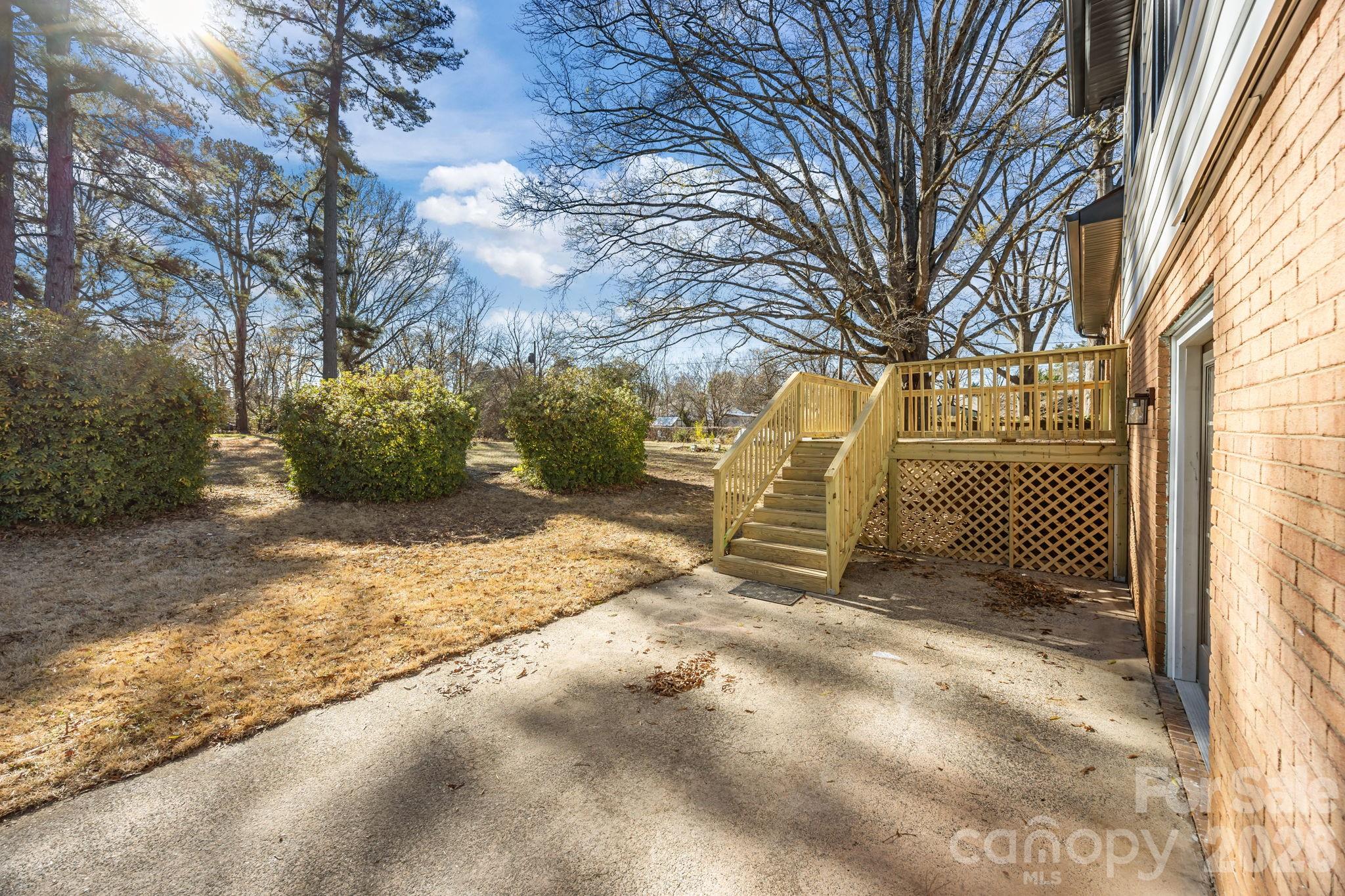 Photo 37 of 5324 Cheval Place, Charlotte, NC