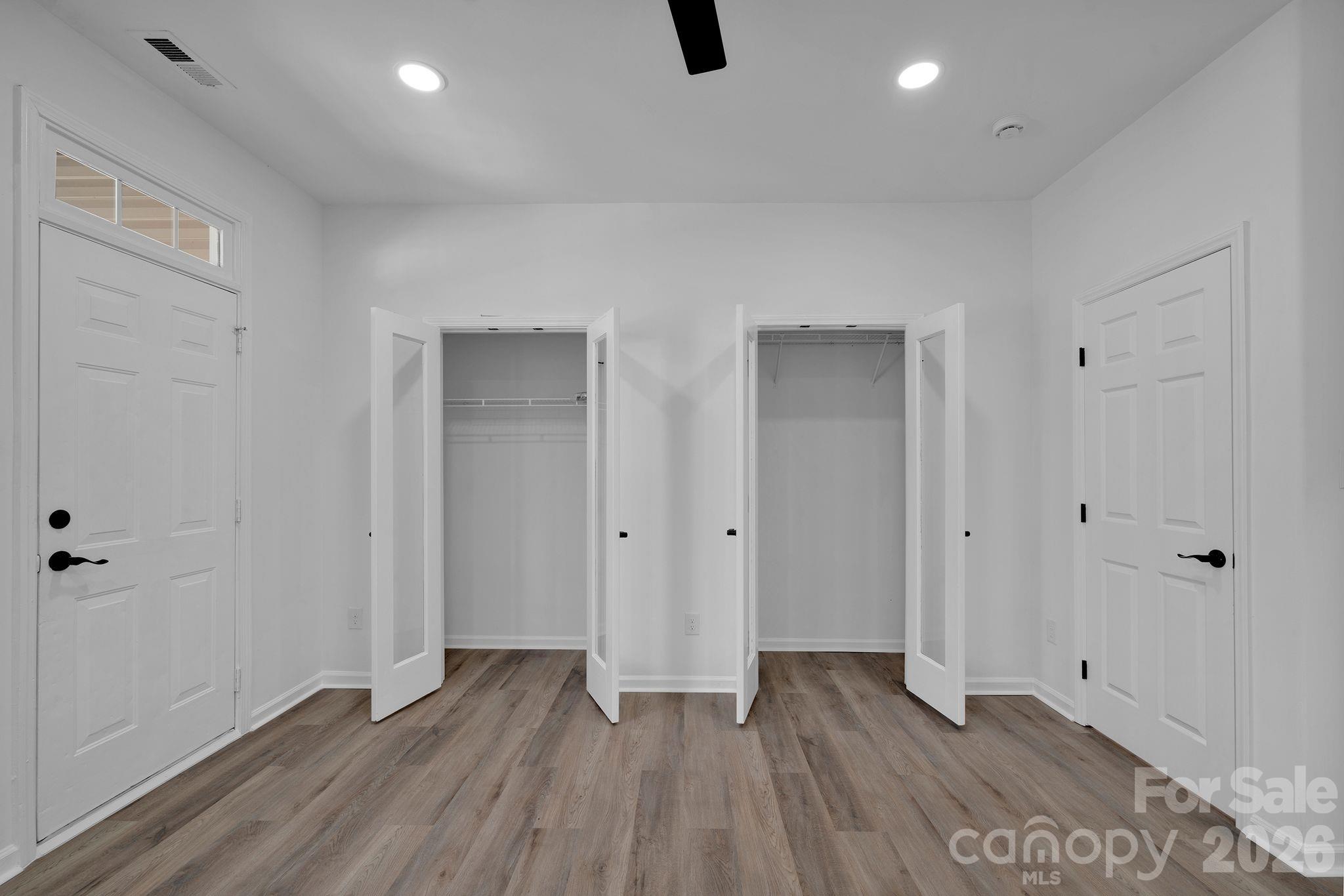 Photo 10 of 8131 Kings Creek Drive, Charlotte, NC