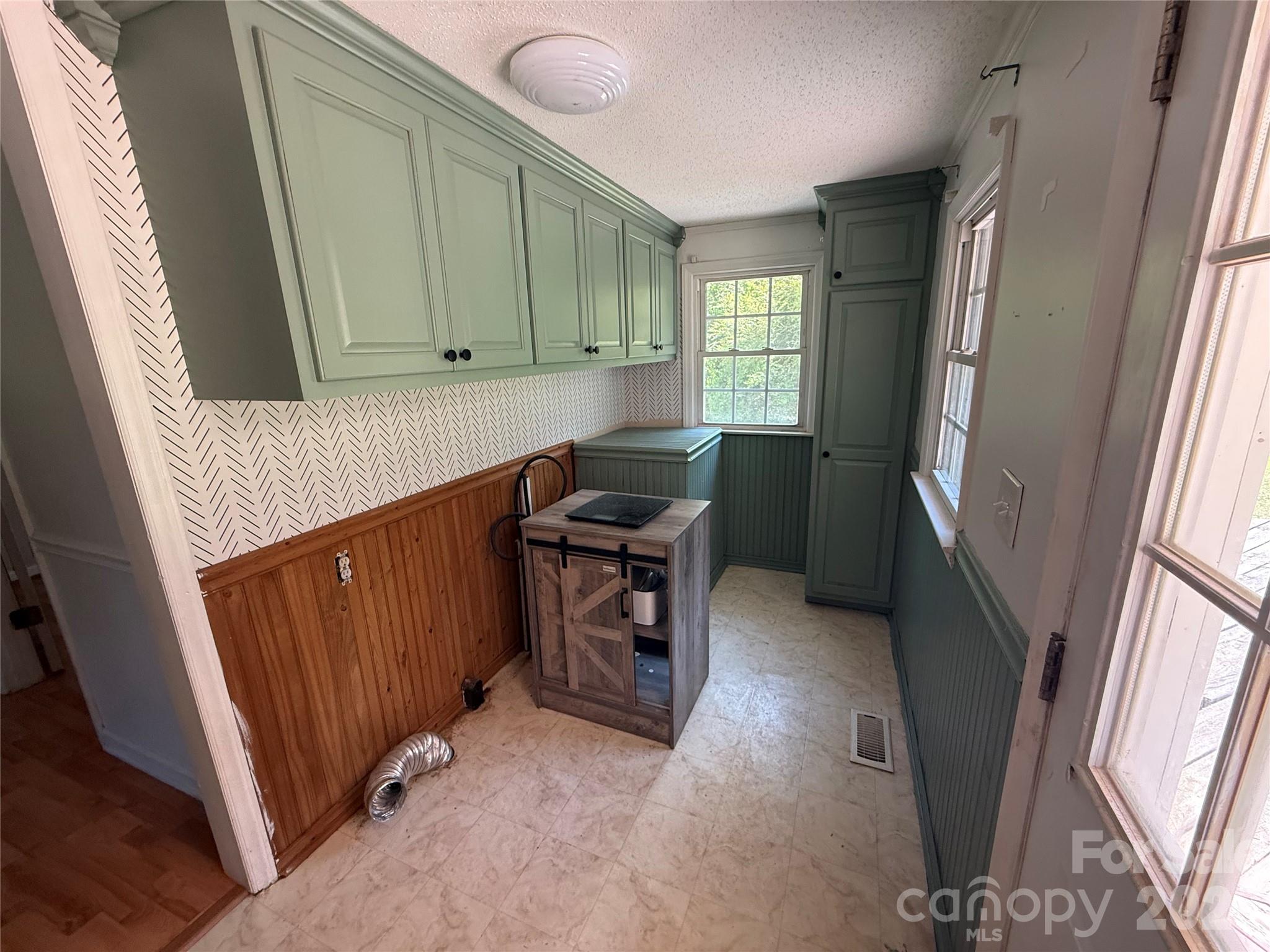 129 Sunset Drive, Troy, NC - photo 3 of 24
