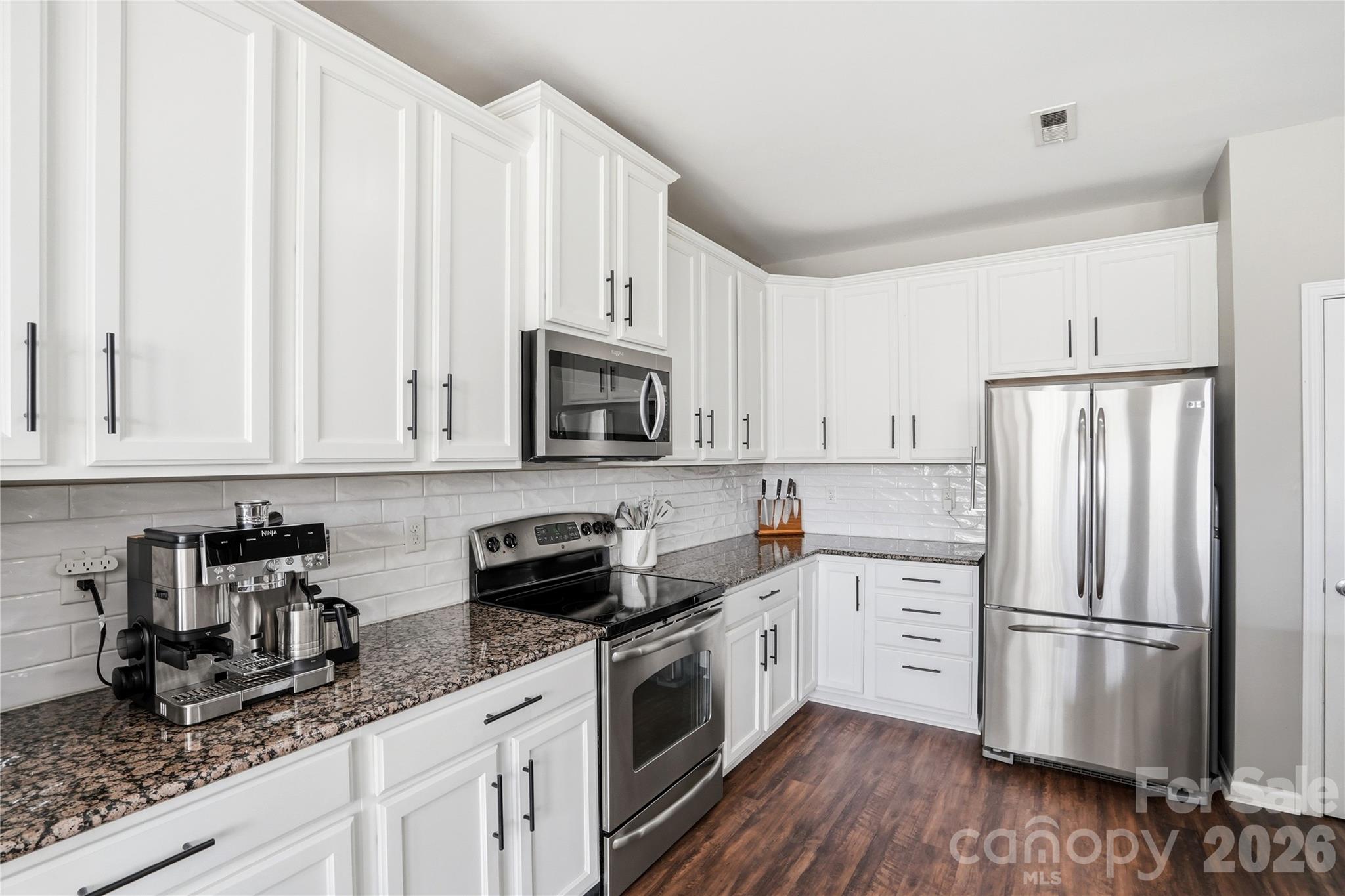 10005 Kings Parade Boulevard, Charlotte, NC - photo 10 of 46