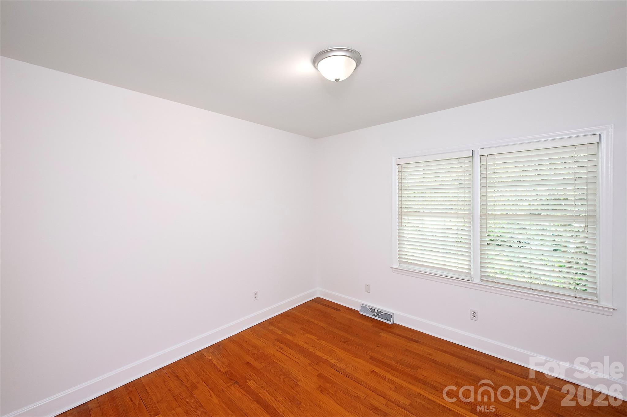 Photo 12 of 6629 Knightswood Drive, Charlotte, NC