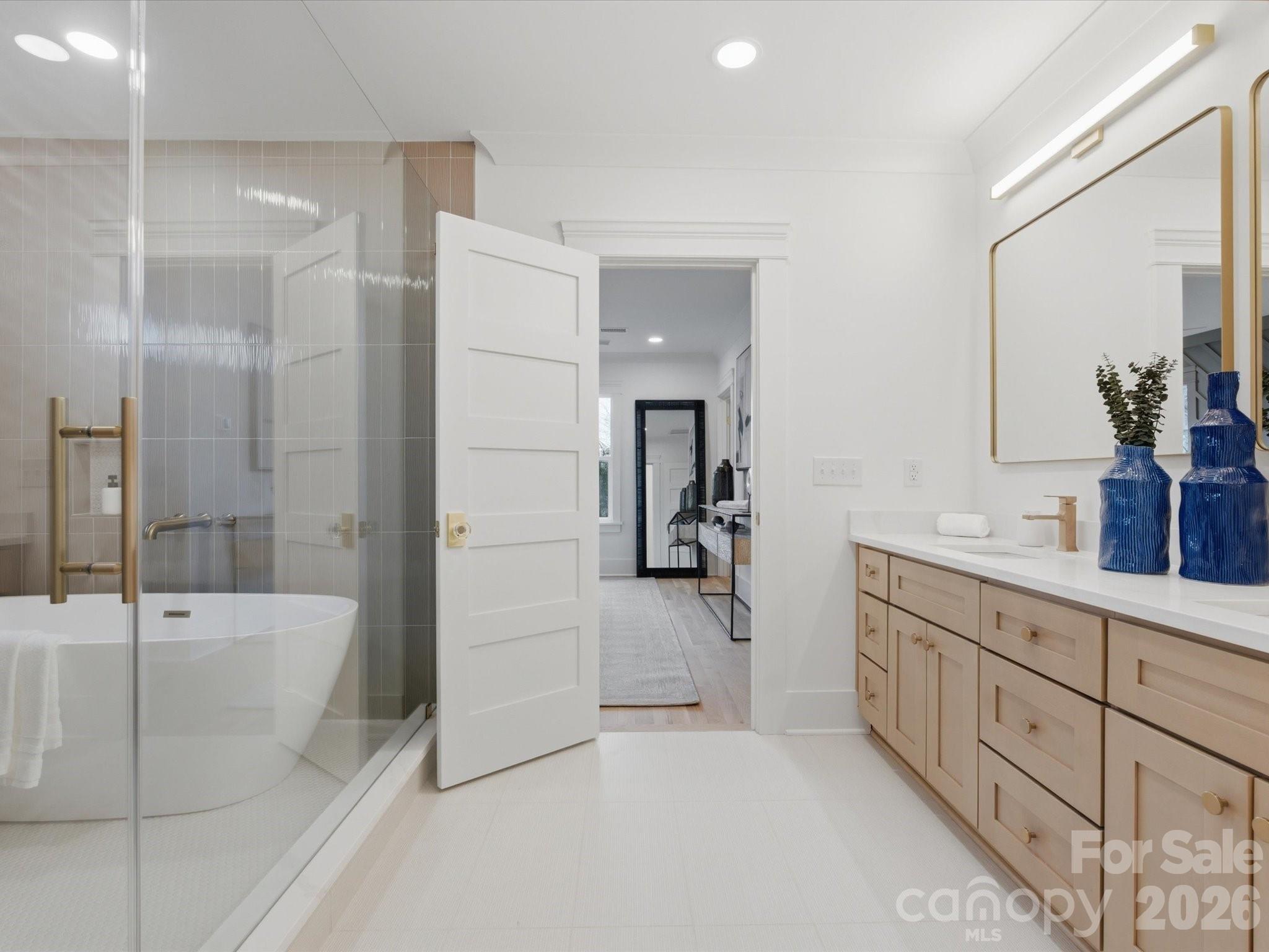 431 W Peterson Drive, Charlotte, NC - photo 33 of 49