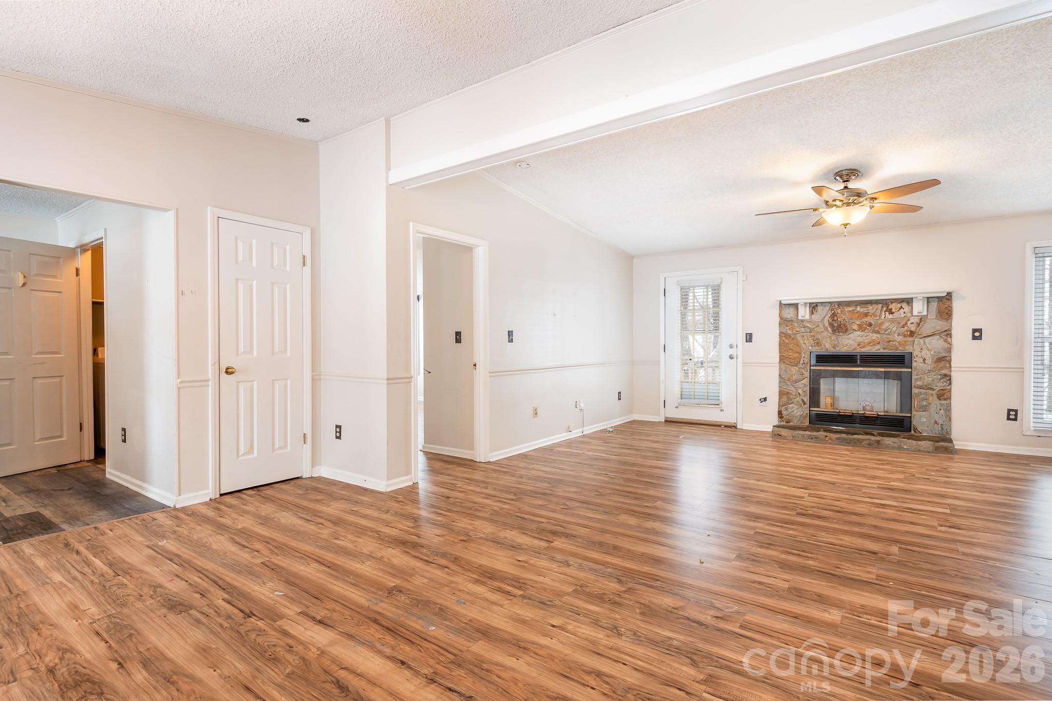 Photo 3 of 11230 Mallard Crossing Drive, Charlotte, NC