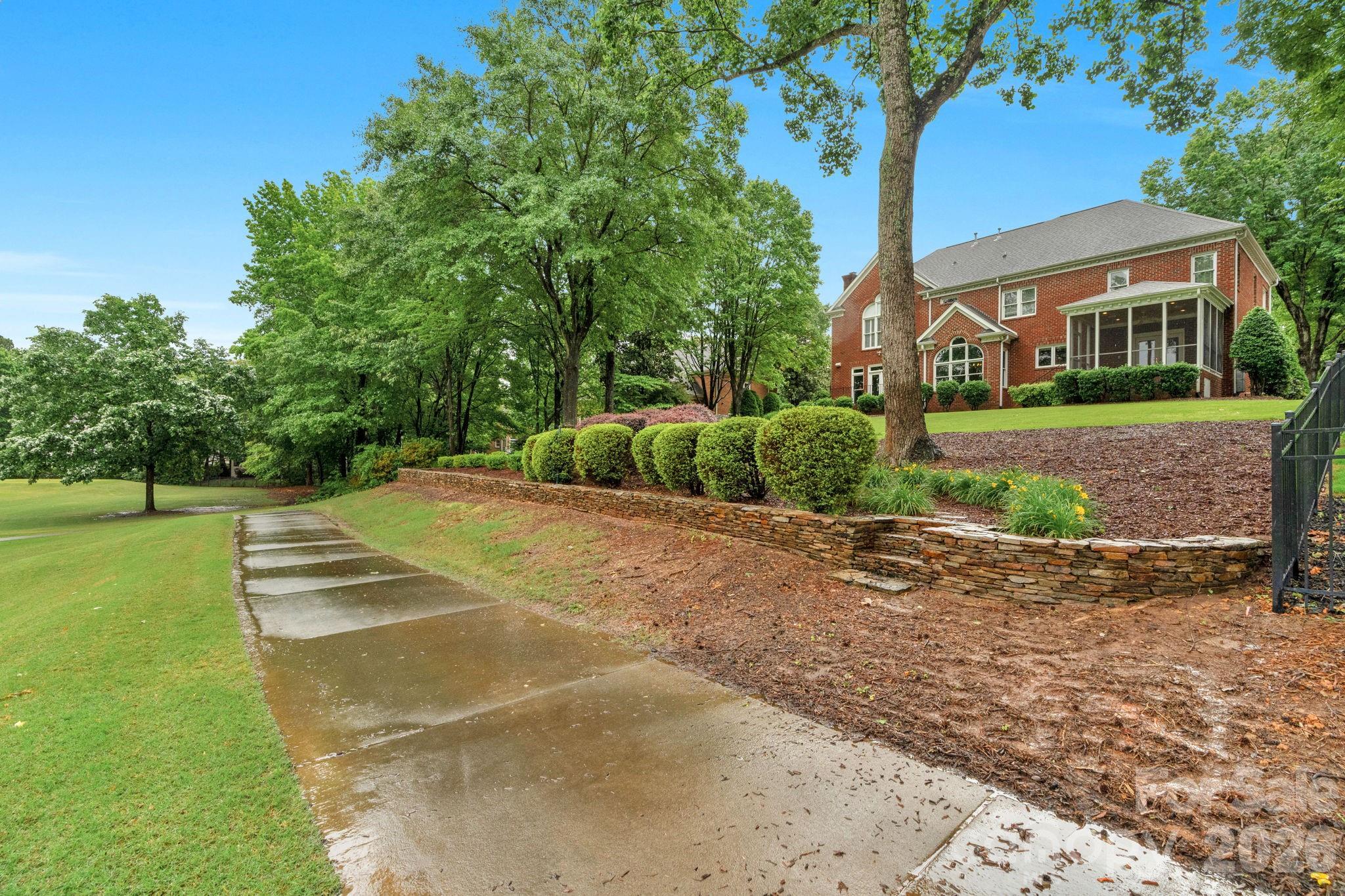 Photo 40 of 10514 Old Wayside Road, Charlotte, NC
