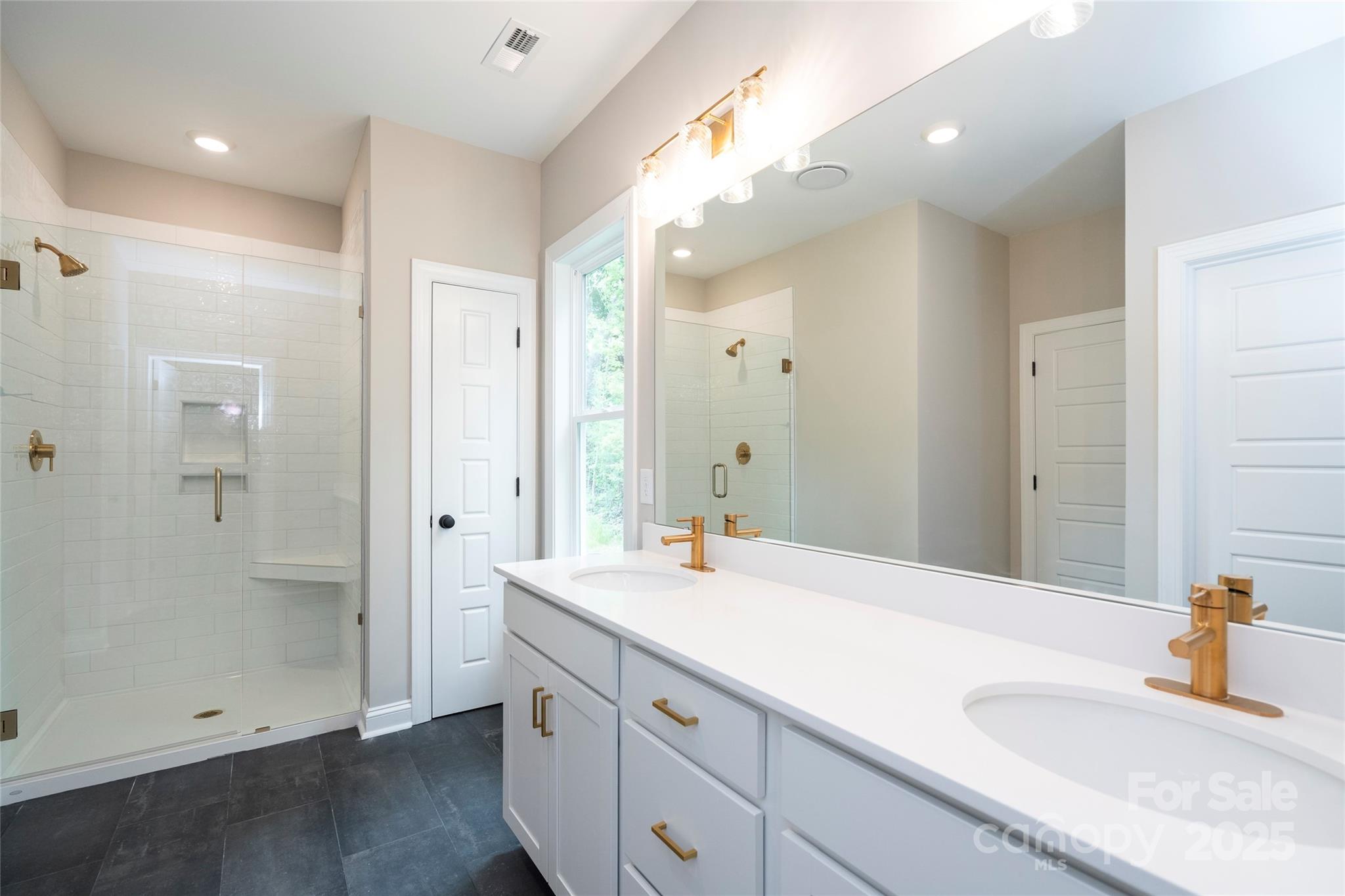 Photo 23 of 1721 Balfour Lane, Charlotte, NC