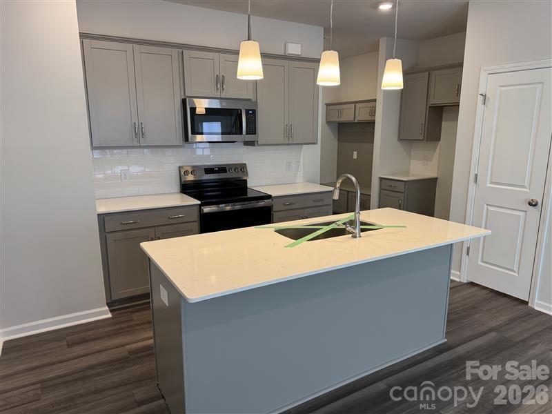 Photo 3 of 4614 Lakeview Road, Charlotte, NC