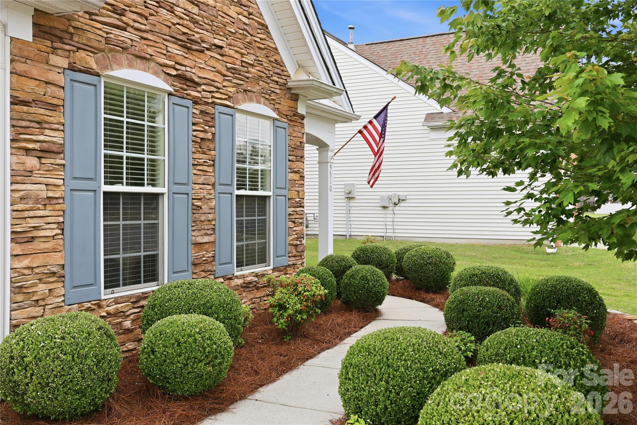 9510 Kestral Ridge Drive, Charlotte, NC - photo 9 of 47