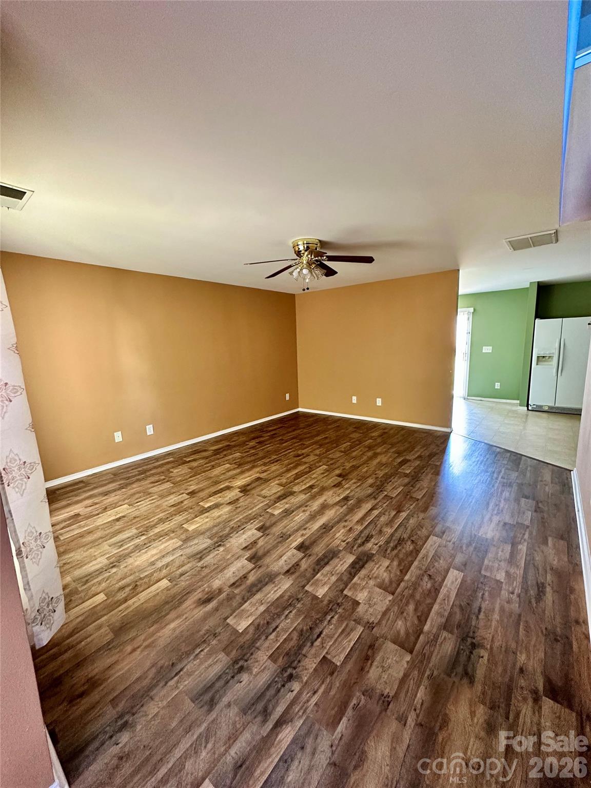 Photo 4 of 4722 Mortonhall Road, Charlotte, NC