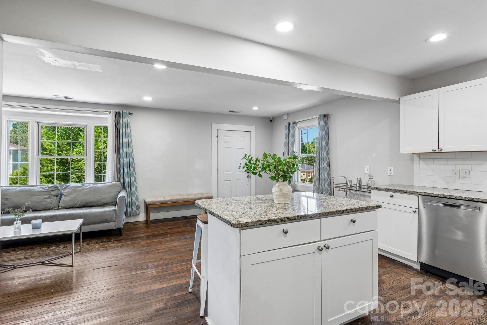 1824 Double Oaks Road, Charlotte, NC - photo 12 of 38