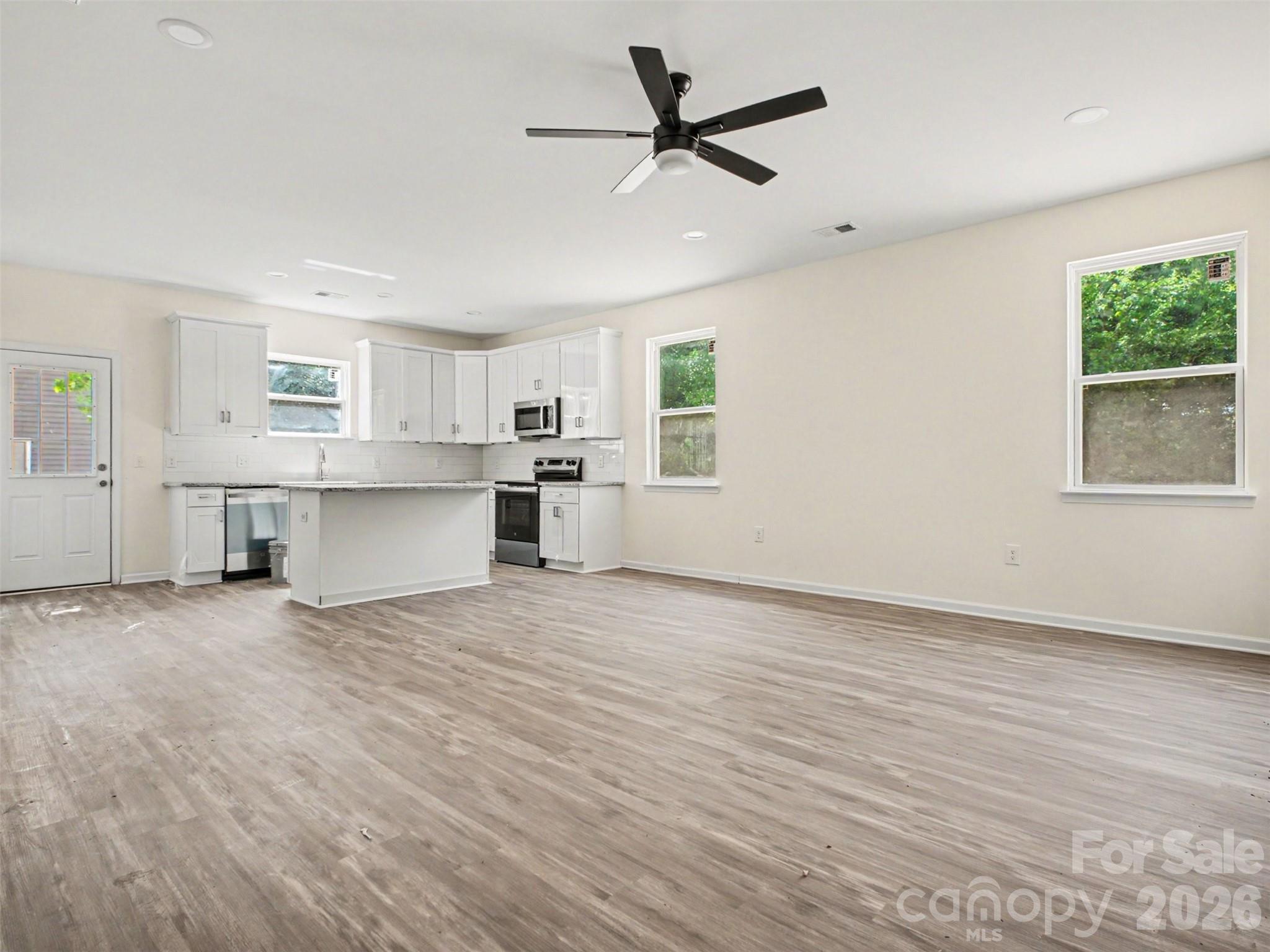 113 W Spencer Street, East Spencer, NC - photo 15 of 37
