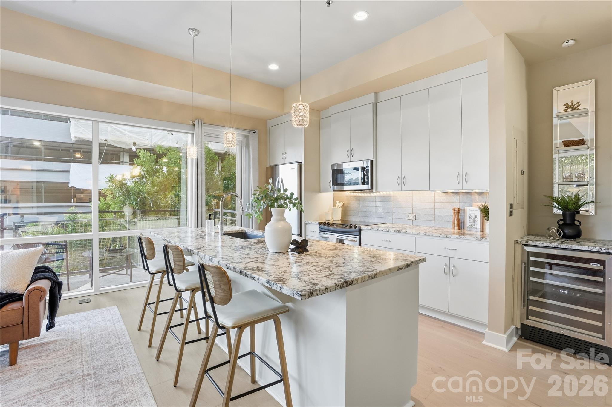 Photo 5 of 1133 Metropolitan Avenue208, Charlotte, NC