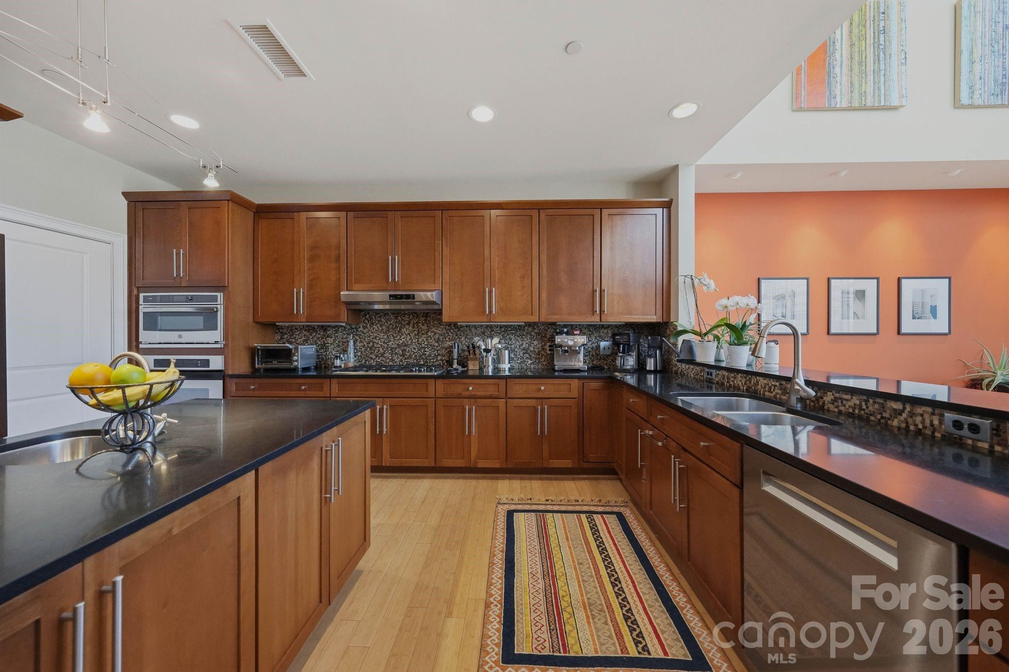 Photo 5 of 435 S Tryon Street904, Charlotte, NC