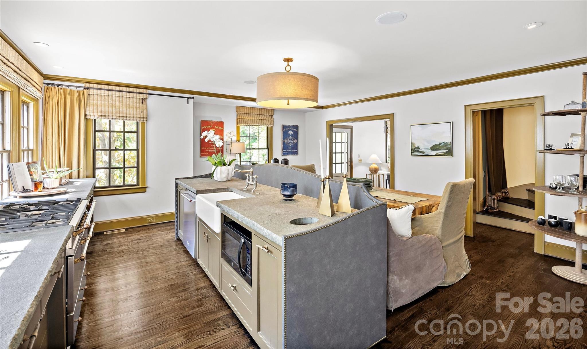 208 Wales Avenue, Charlotte, NC - photo 10 of 33