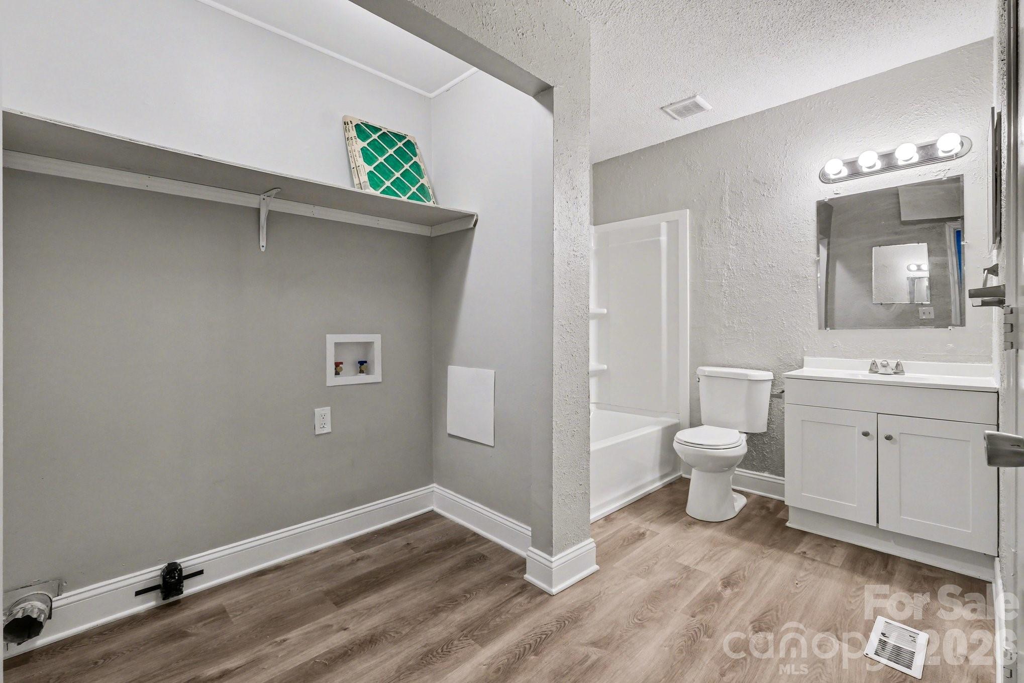 Photo 19 of 2312 Brook Canyon Drive, Charlotte, NC