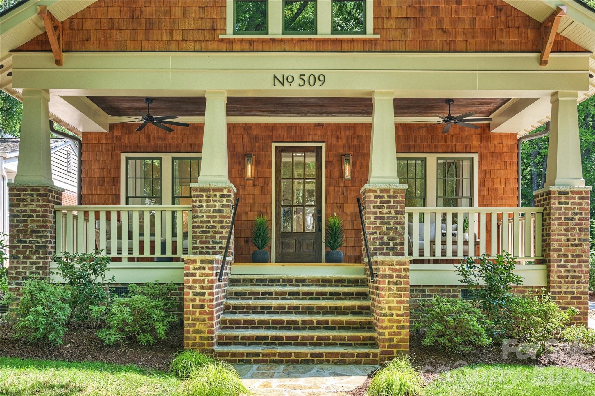 Photo 2 of 509 E Tremont Avenue, Charlotte, NC