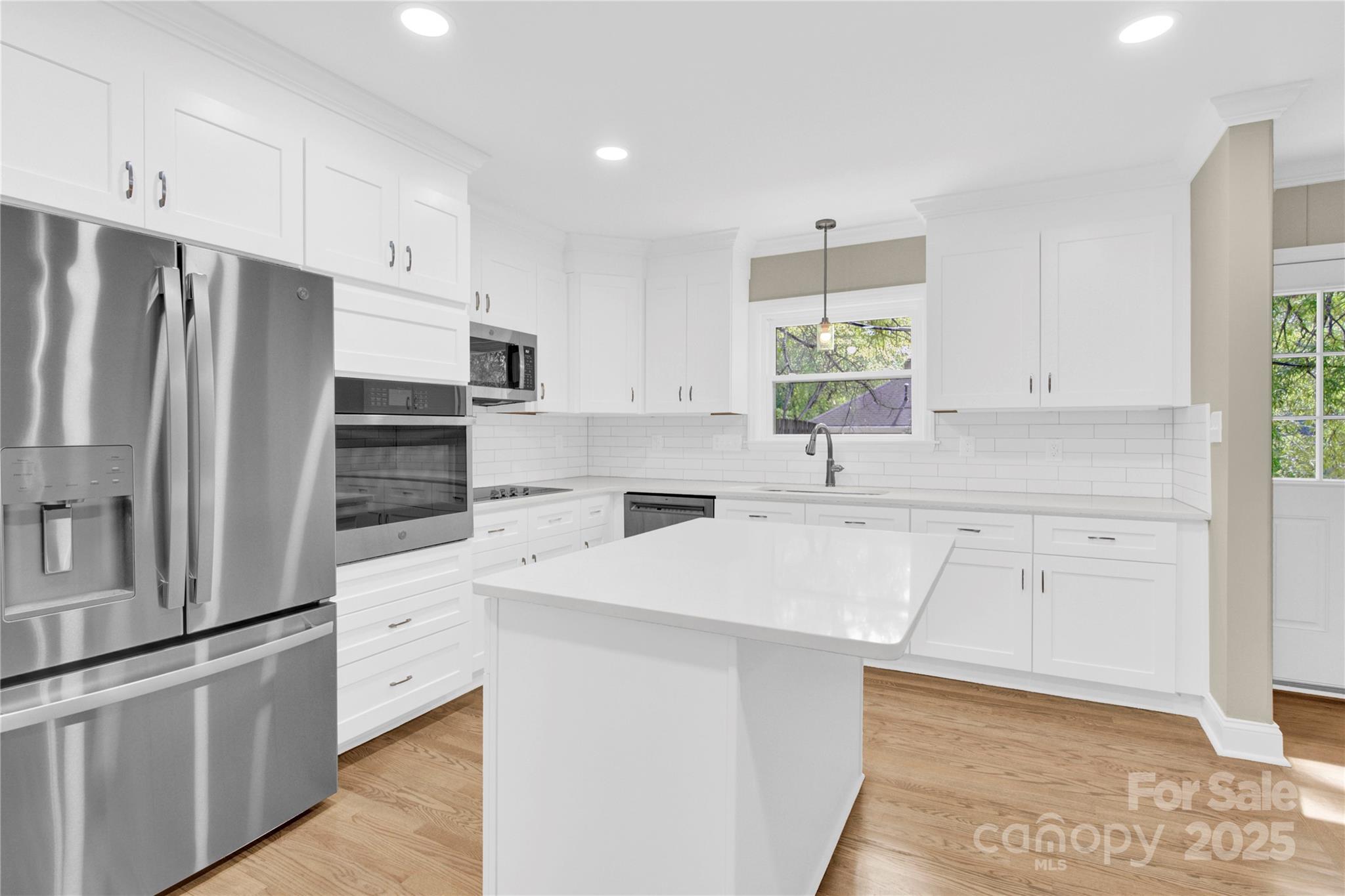 Photo 12 of 6600 Knightswood Drive, Charlotte, NC