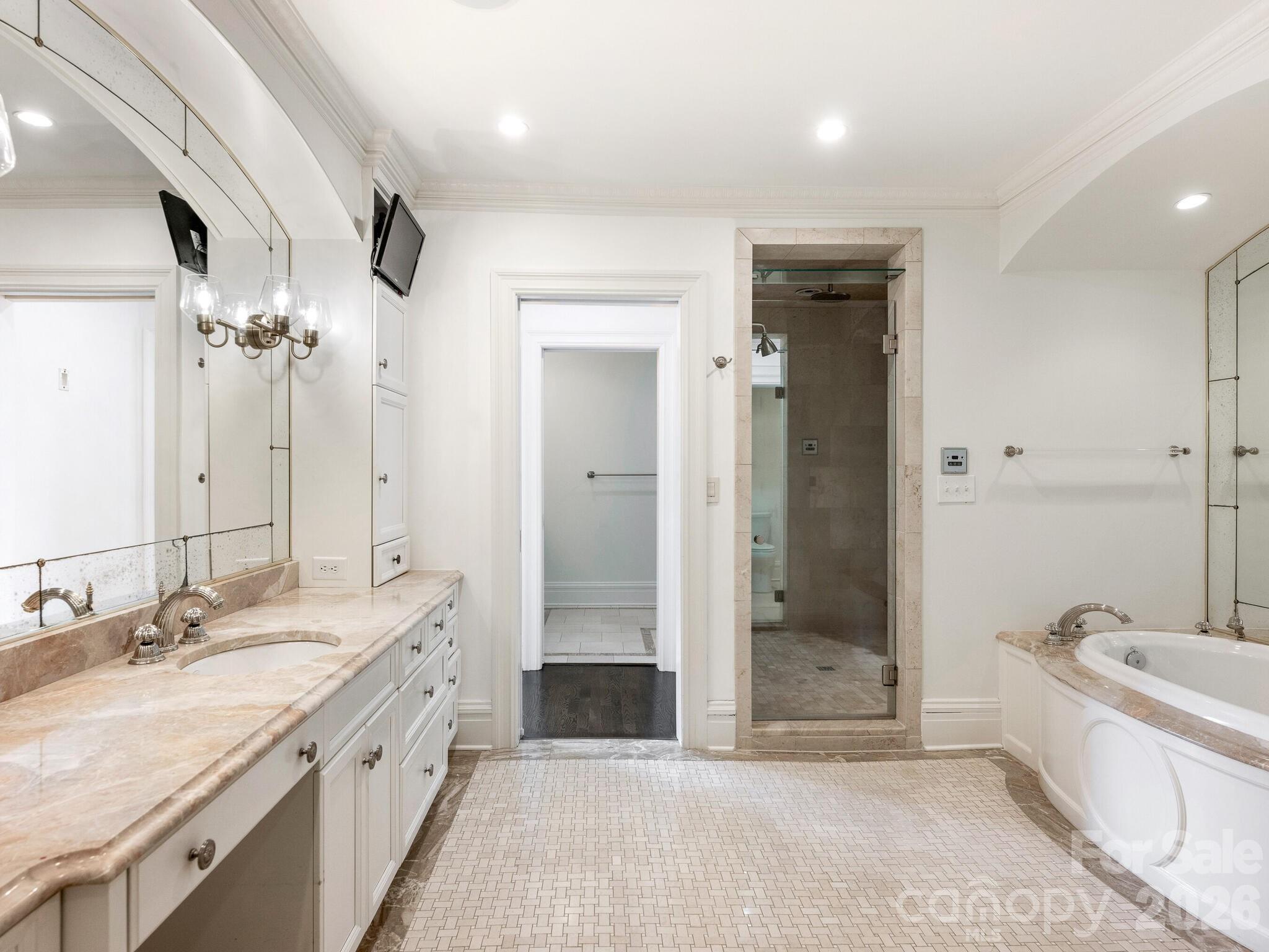 1930 Queens Road W, Charlotte, NC - photo 18 of 44