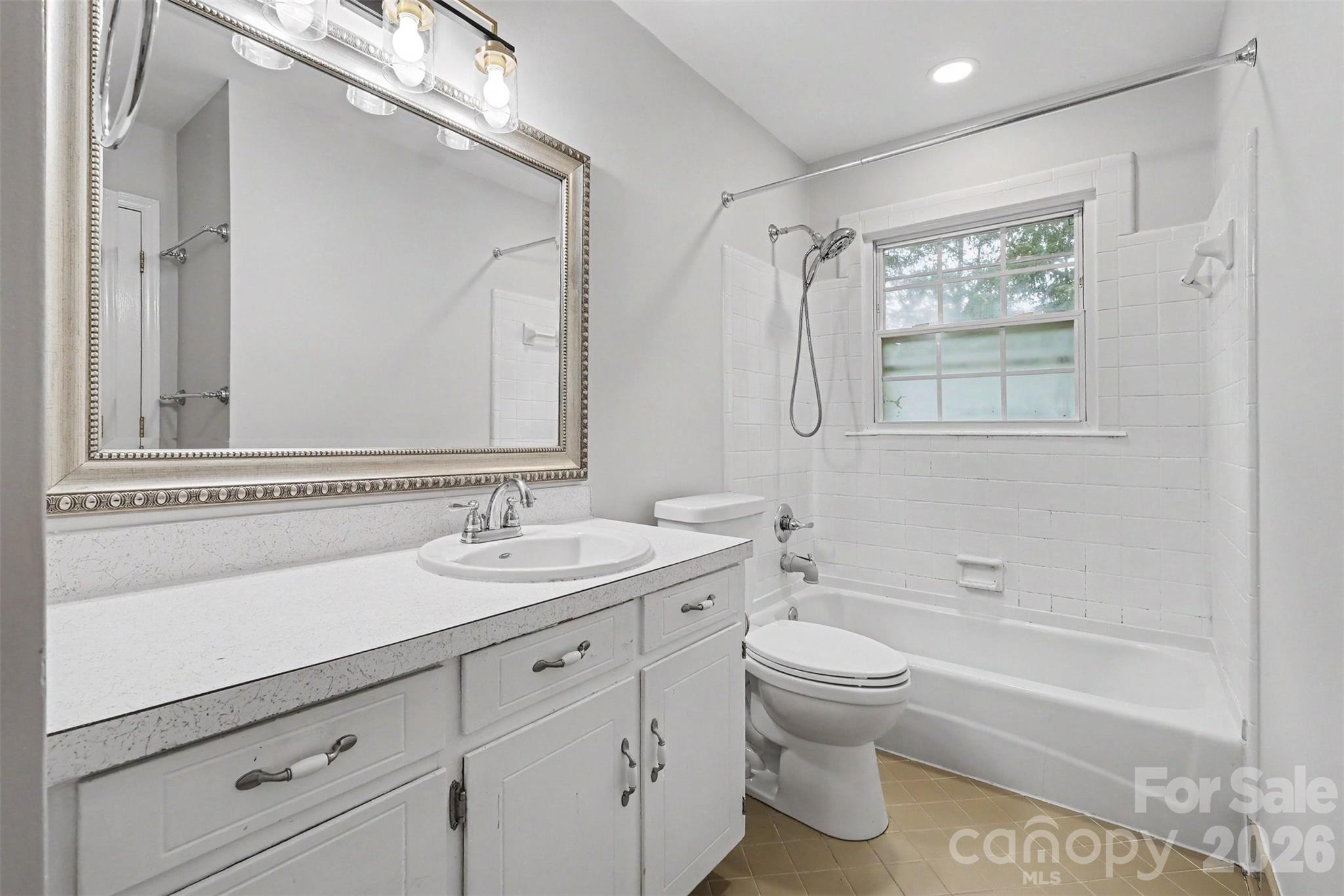 Home for sale at 1030 Mclaughlin Drive, Charlotte, NC — photo 28 of 33