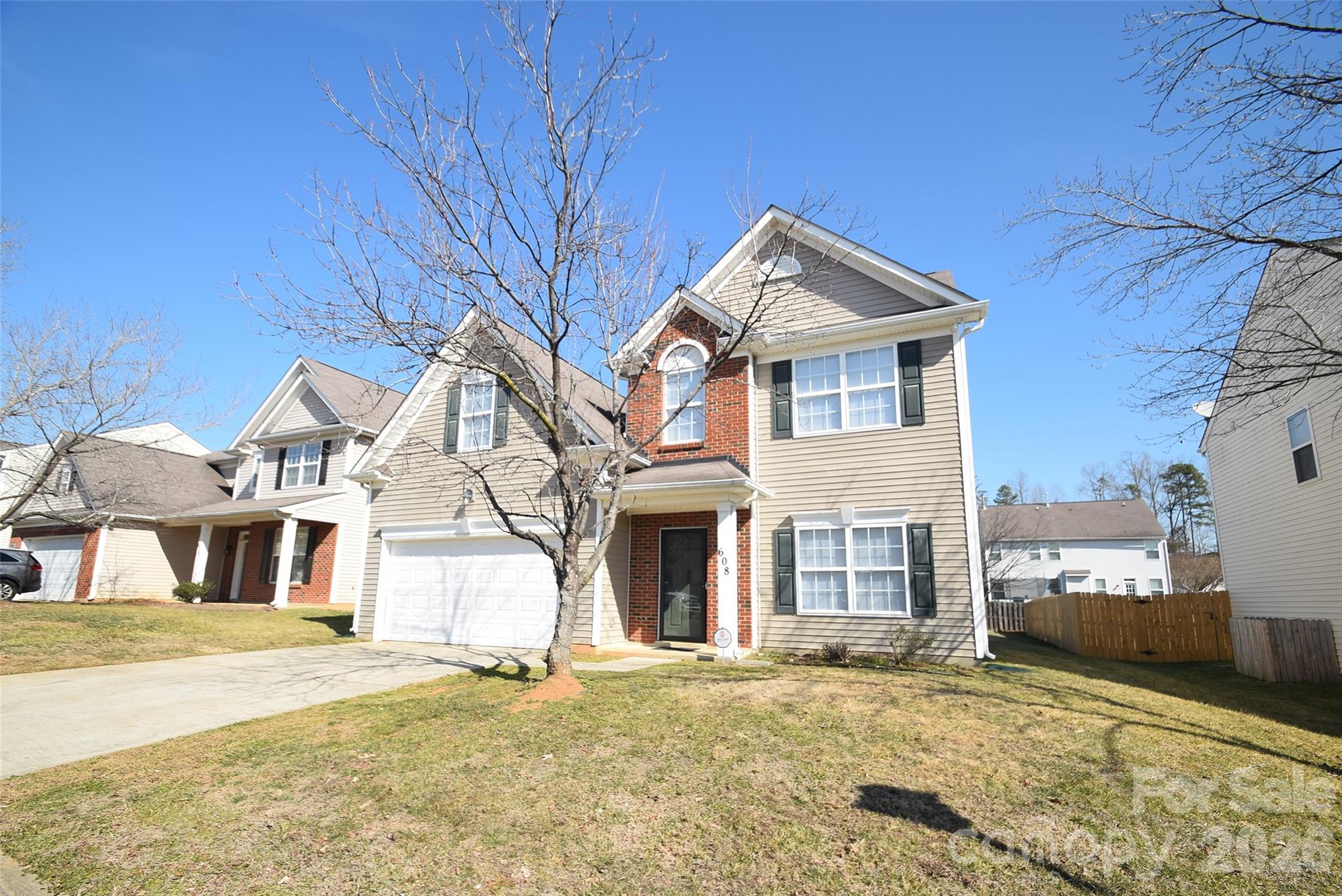 Photo 4 of 608 Wrayhill Drive, Charlotte, NC
