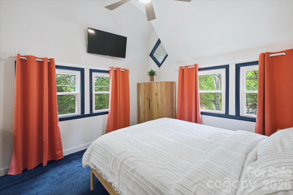 Photo 17 of 721 N Poplar Street7, Charlotte, NC