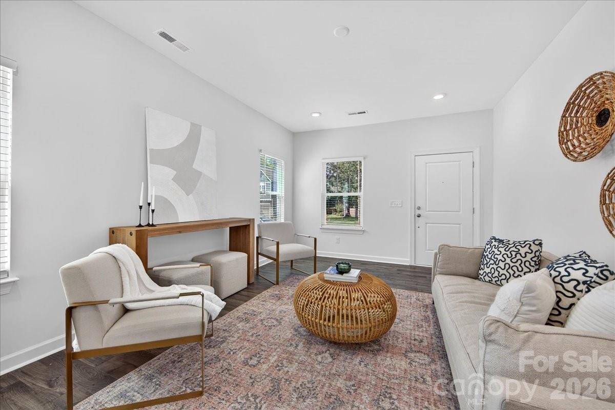 2028 Mandarin Boulevard, Charlotte, NC - photo 7 of 31