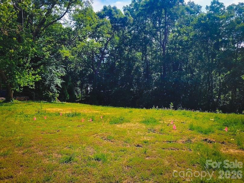 Photo 3 of 222 Edgewood Drive, Statesville, NC